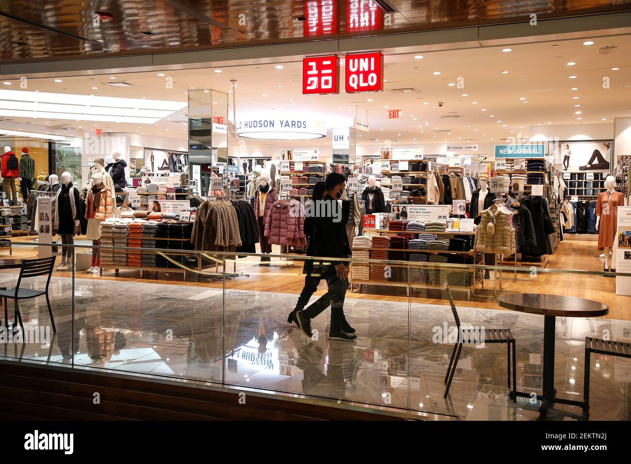 UNIQLO logo and store seen in Hudson Yards. (Photo by John Lamparski ...