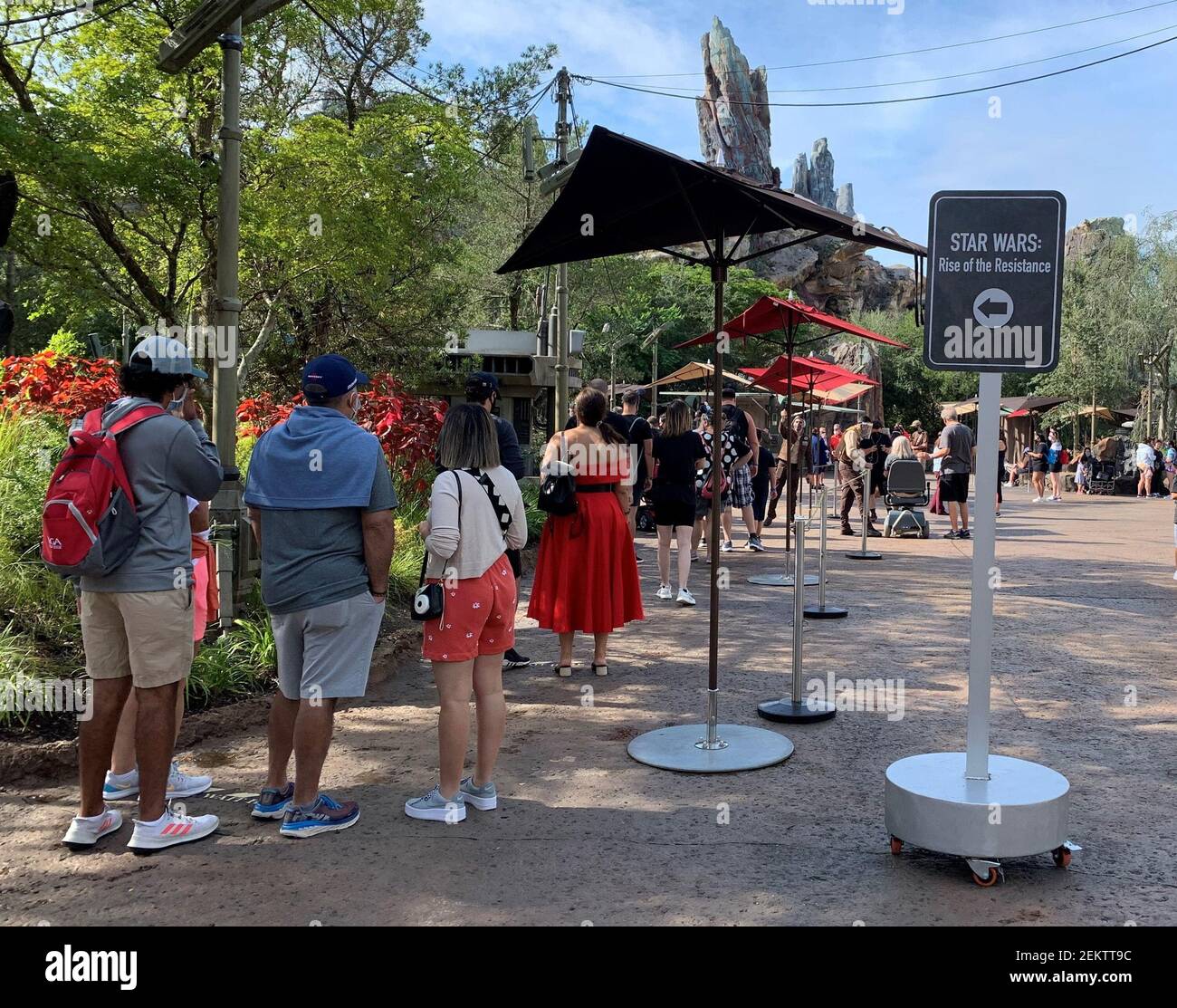 Disney's Hollywood Studios visitors who have secured a boarding group ...