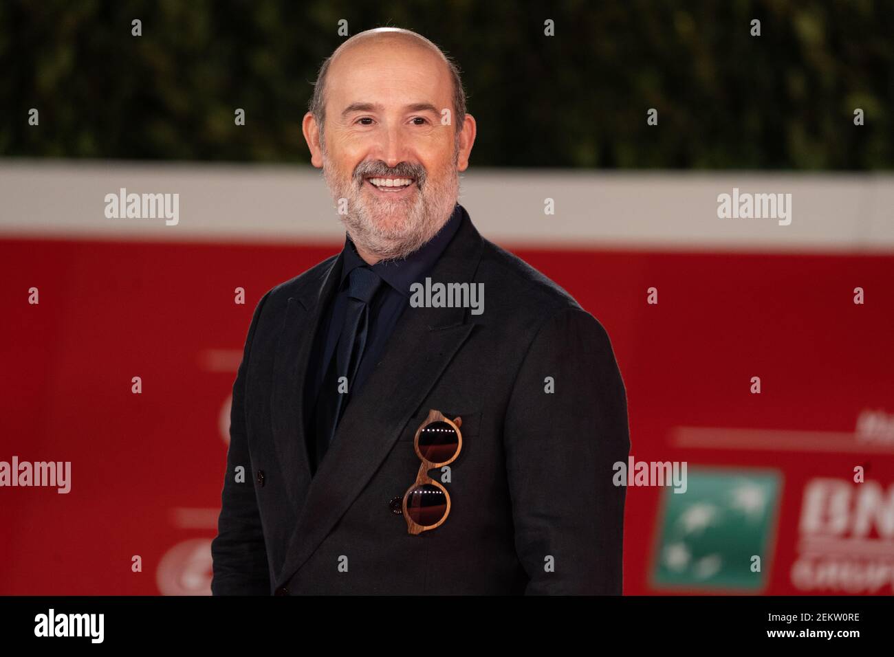 Javier CÃ¡mara attends the red carpet of the movie "El Olvido Que ...