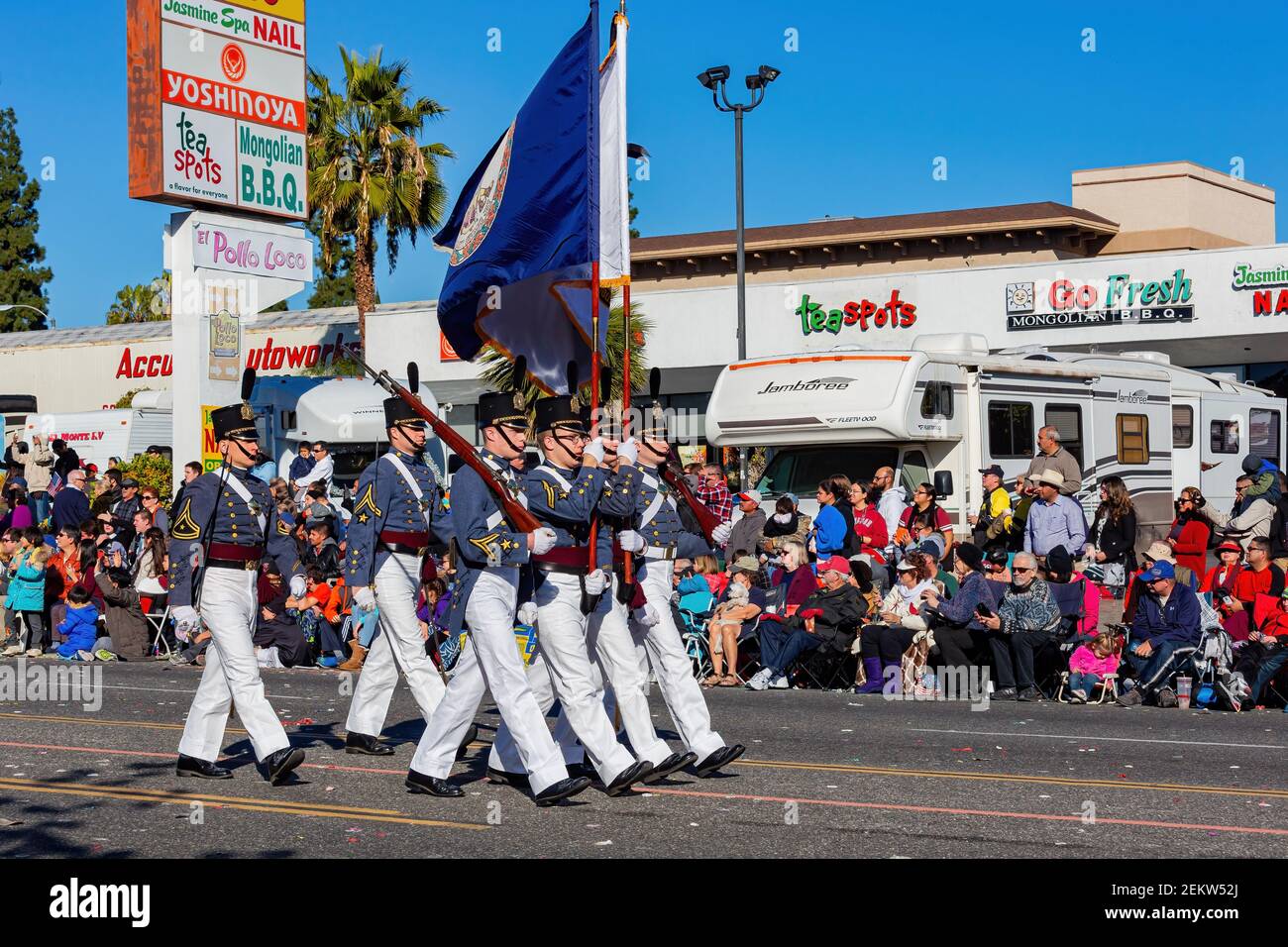 Pasadena, JAN 1, 2016 - Sunny view of the famous Rose Parade Stock ...