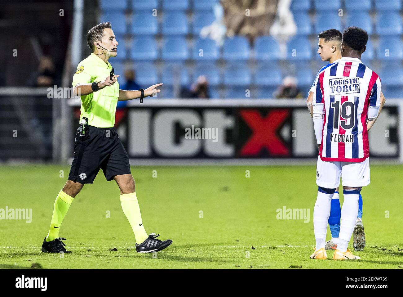 ZWOLLE - 24-10-2020, MAC3PARK stadion. Dutch football, eredivisie ...