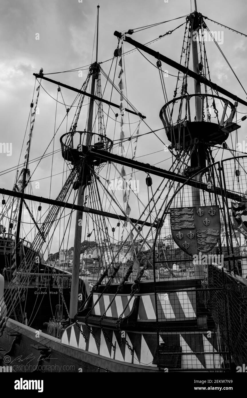 pirate ship, pirate boat, crows nests, masts, Brixham, harbour ...