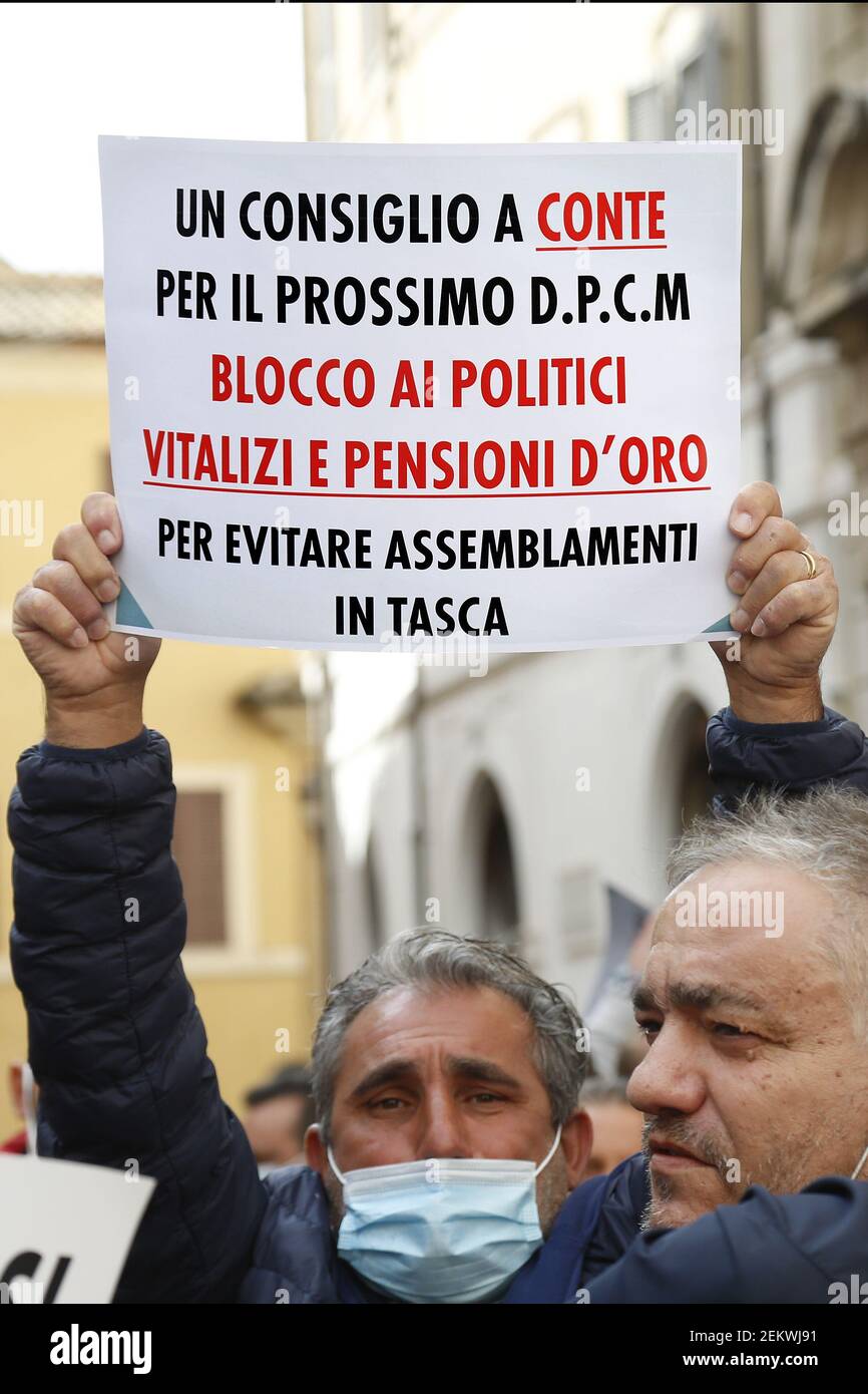 Demonstration of the workers and holders of VAT number of fairs and ...