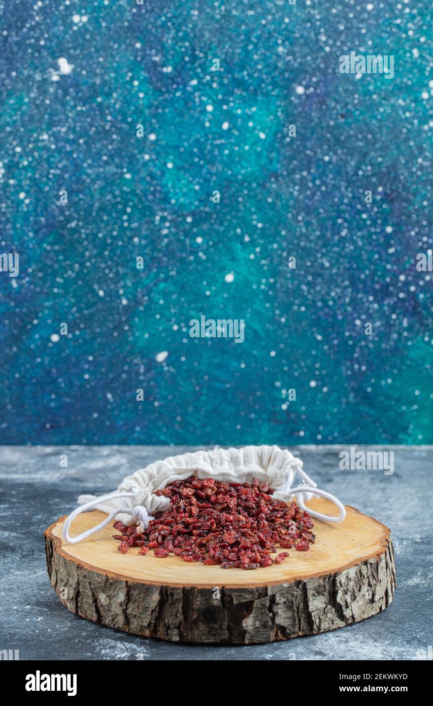 Dried cranberries bag hi-res stock photography and images - Alamy