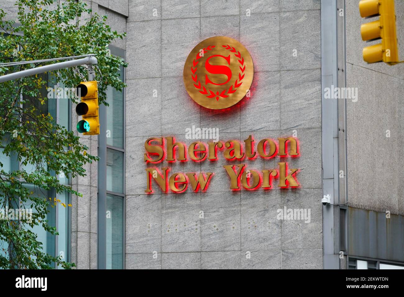 Sheraton New York hotel and logo seen in Midtown. (Photo by John Nacion ...