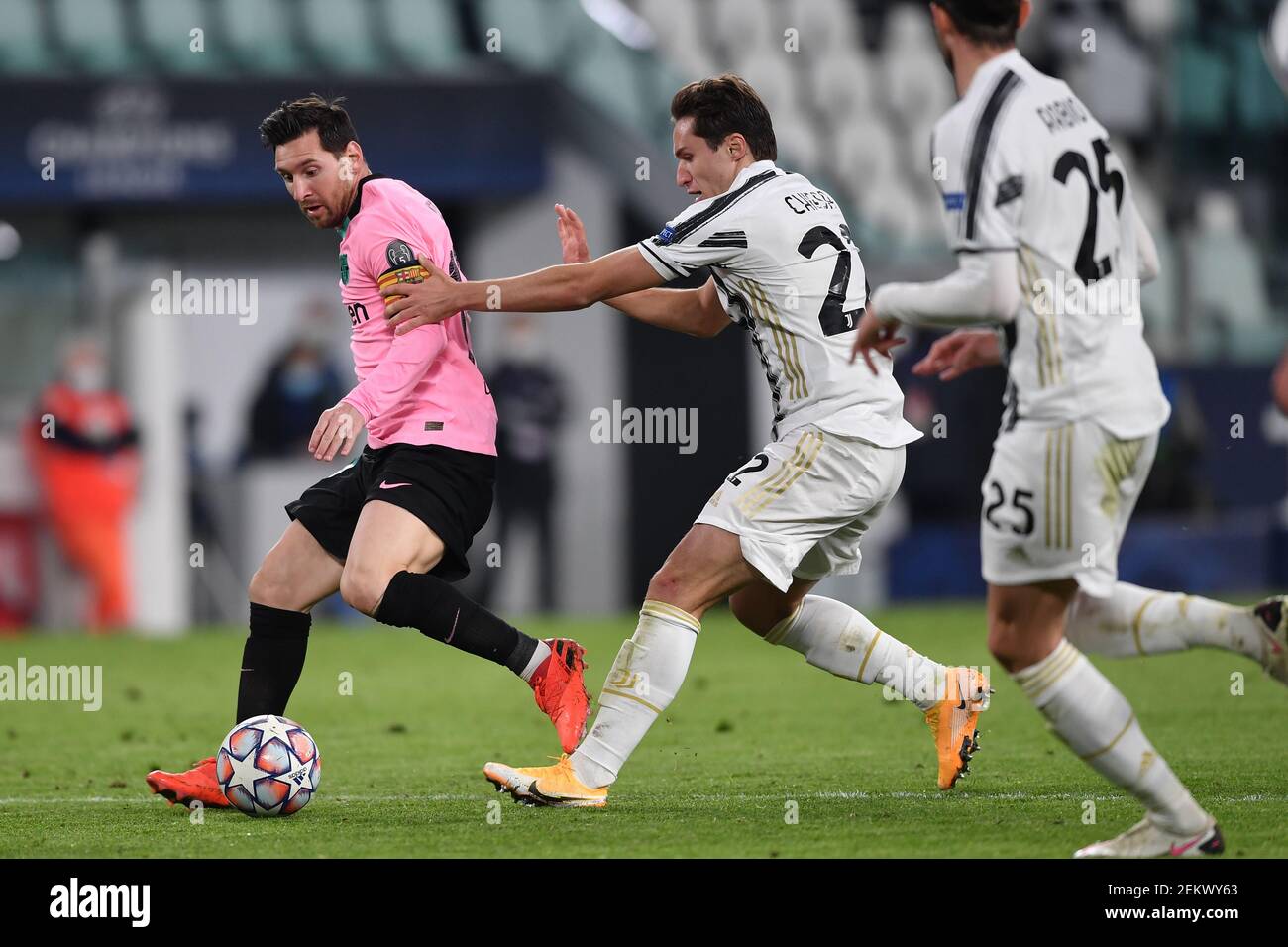 Lionel Messi of Barcelona and Federico Chiesa of Juventus during the ...