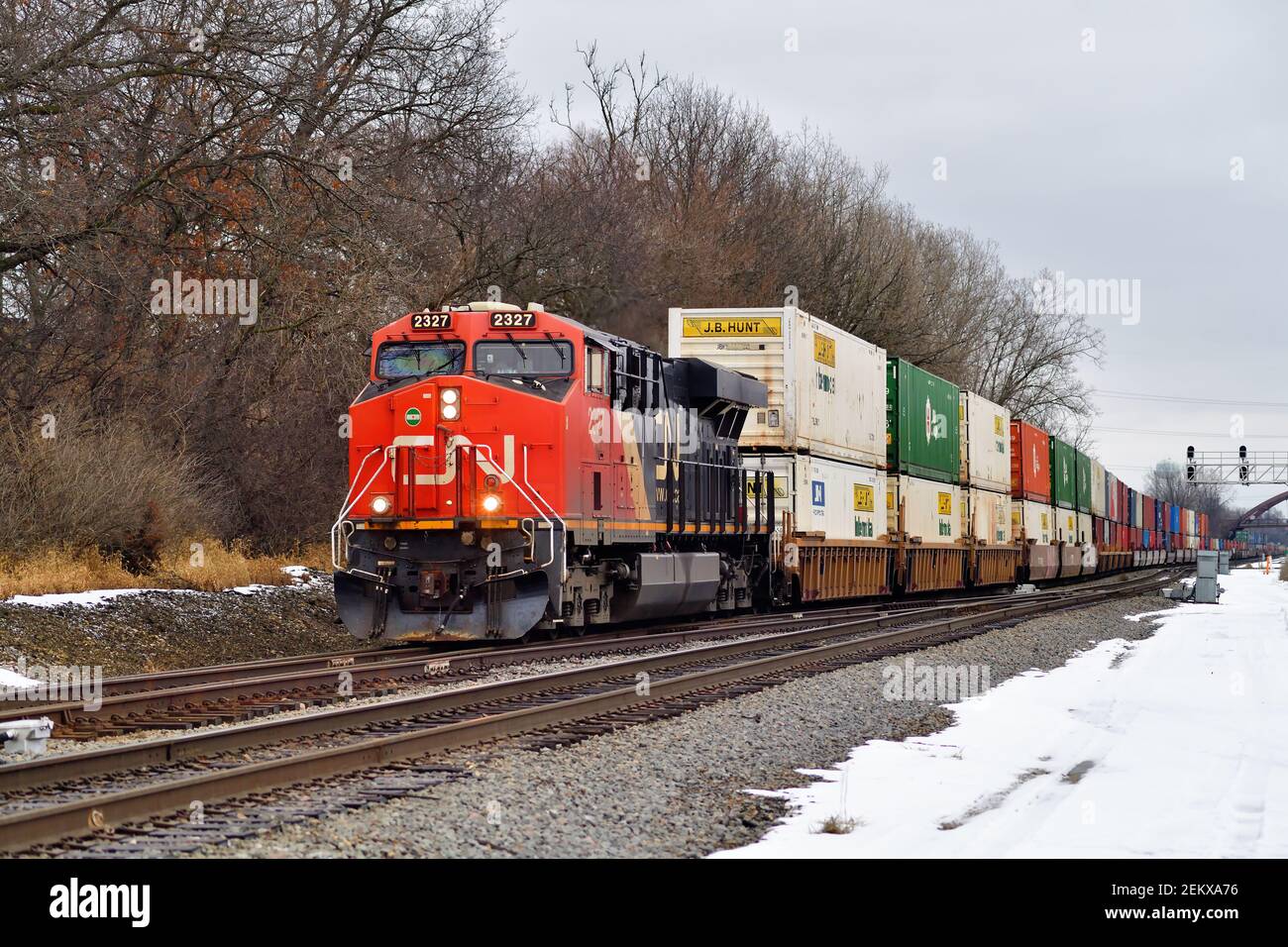 Cn freight train locomotive hi-res stock photography and images - Alamy