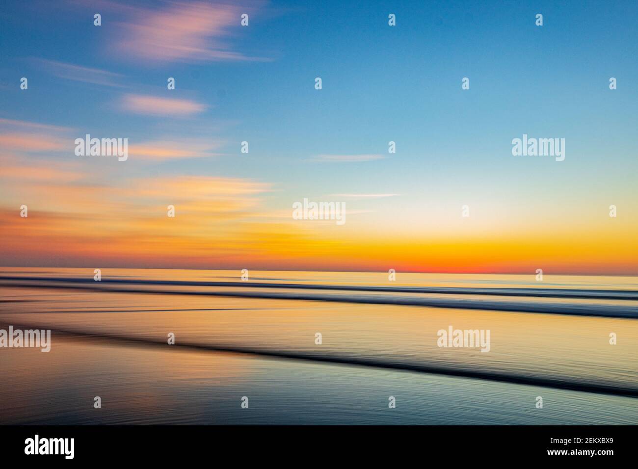 The sunset at Torrey Pines State Beach in La Jolla, California on ...