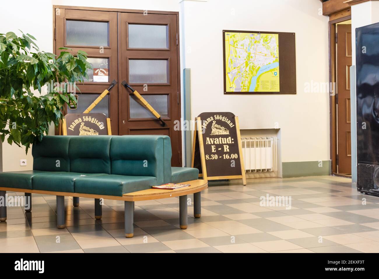 Railway Station Waiting Room High Resolution Stock Photography and ...