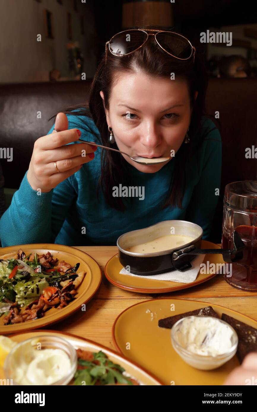 Diner healthy eating restaurant woman hi-res stock photography and ...