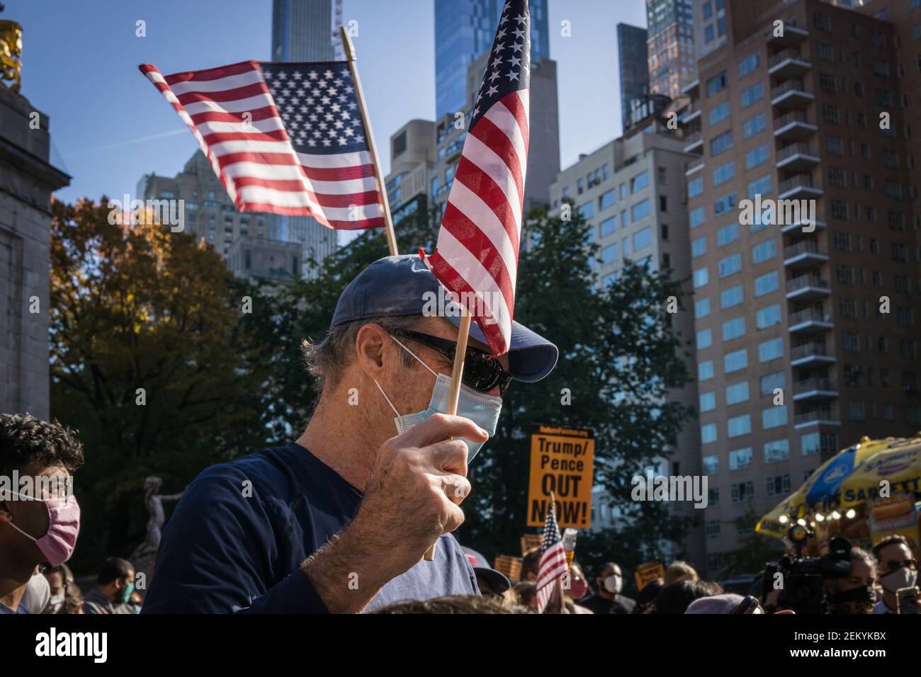 November 7, 2020 - New Yorkers celebrate Joe Biden's victory over ...