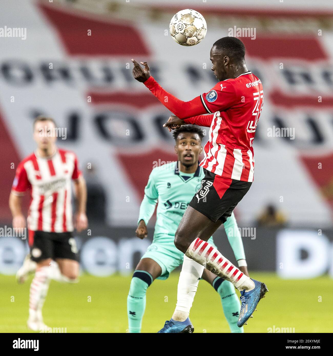 EINDHOVEN - 08-11-2020, Philips stadion. Dutch football, eredivisie ...