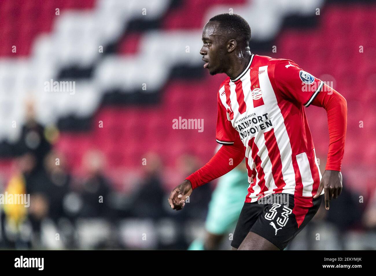 EINDHOVEN - 08-11-2020, Philips stadion. Dutch football, eredivisie ...