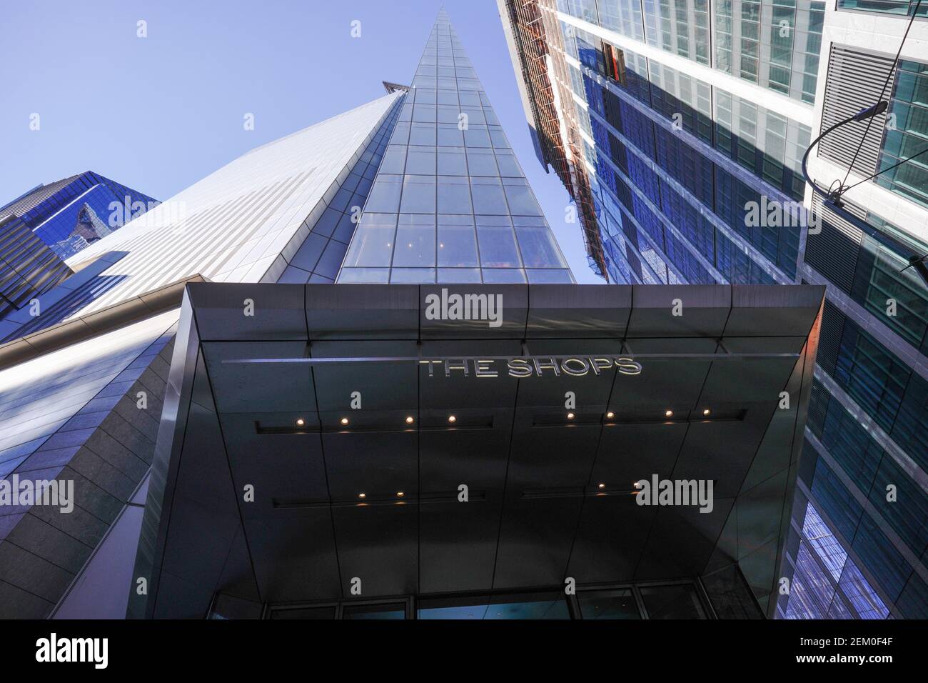 A view of a site where a scaffolding collapsed. A scaffolding collapsed ...