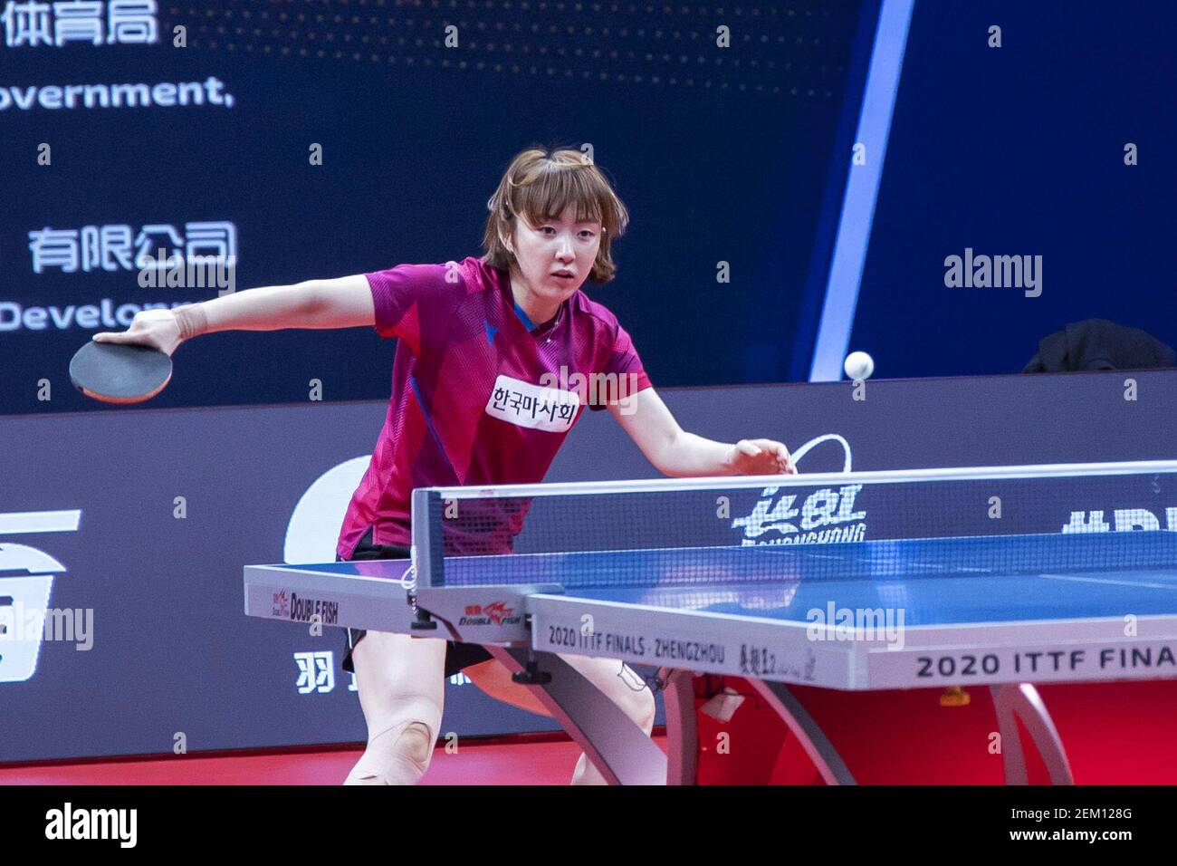 South Korean table tennis player Suh Hyo-won plays against Japanese ...