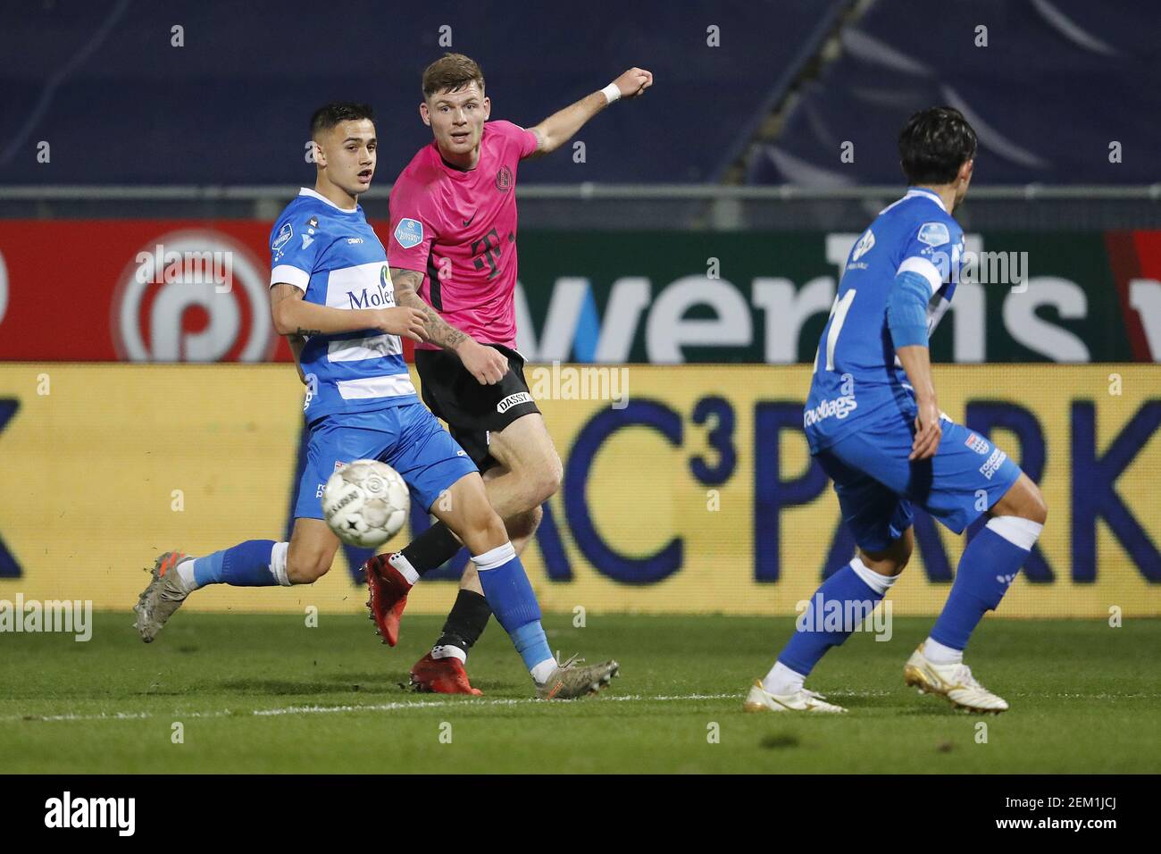 ZWOLLE, 21-11-2020, MAC3PARK Stadium, football, season 2020 / 2021 ...