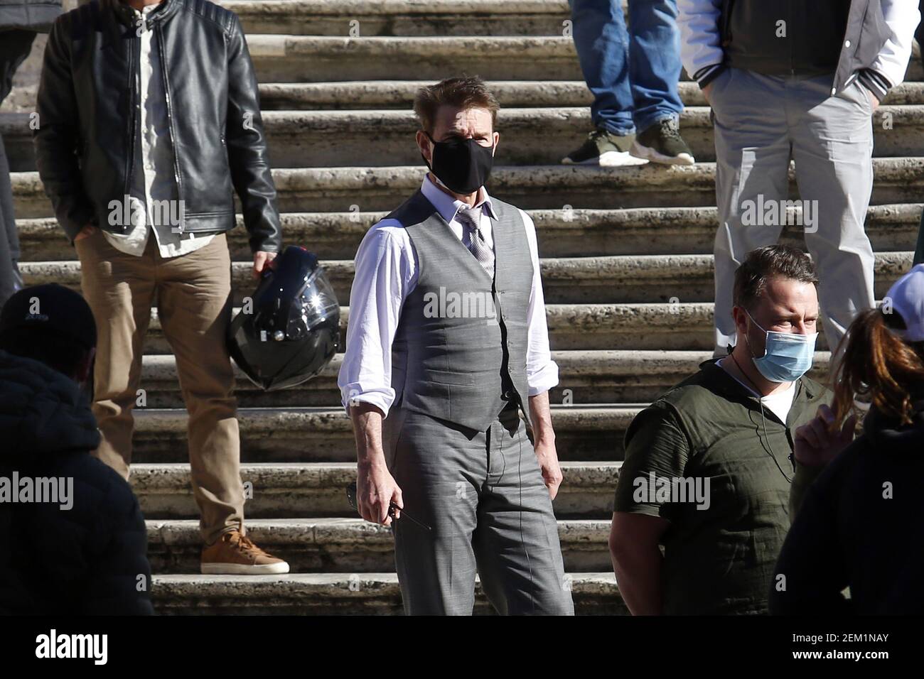 Actor Tom Cruise on the Spanish steps on the set of the film Mission ...