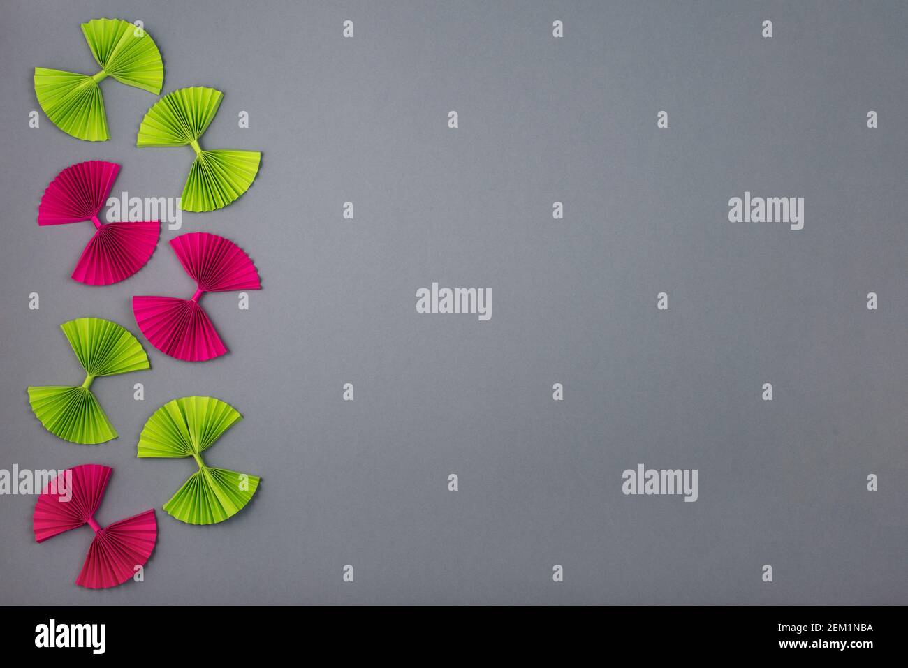 Paper border decoration. DIY origami ornaments. Zig zag fold paper ...