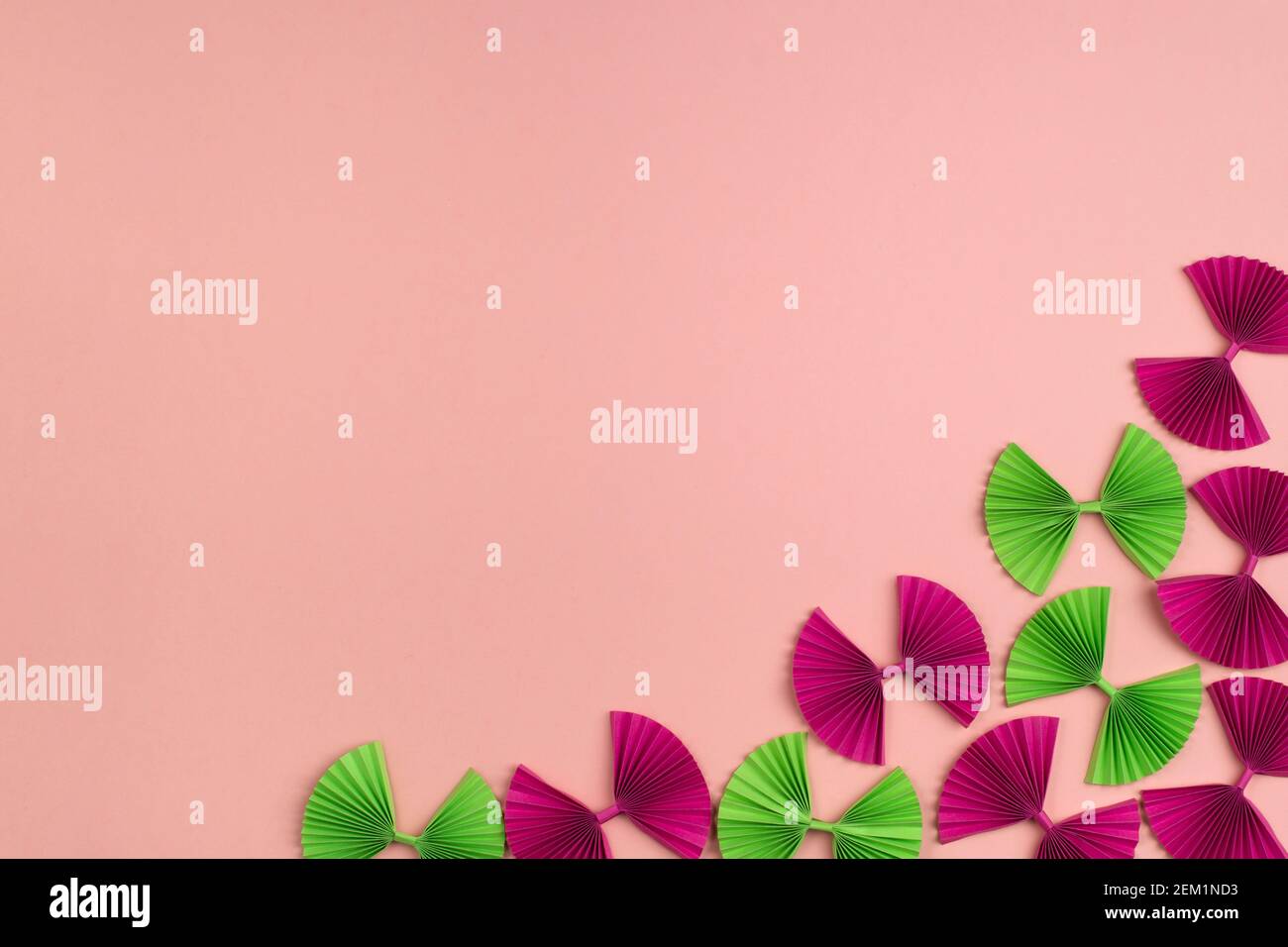 Paper border decoration. DIY origami ornaments. Zig zag fold paper ...