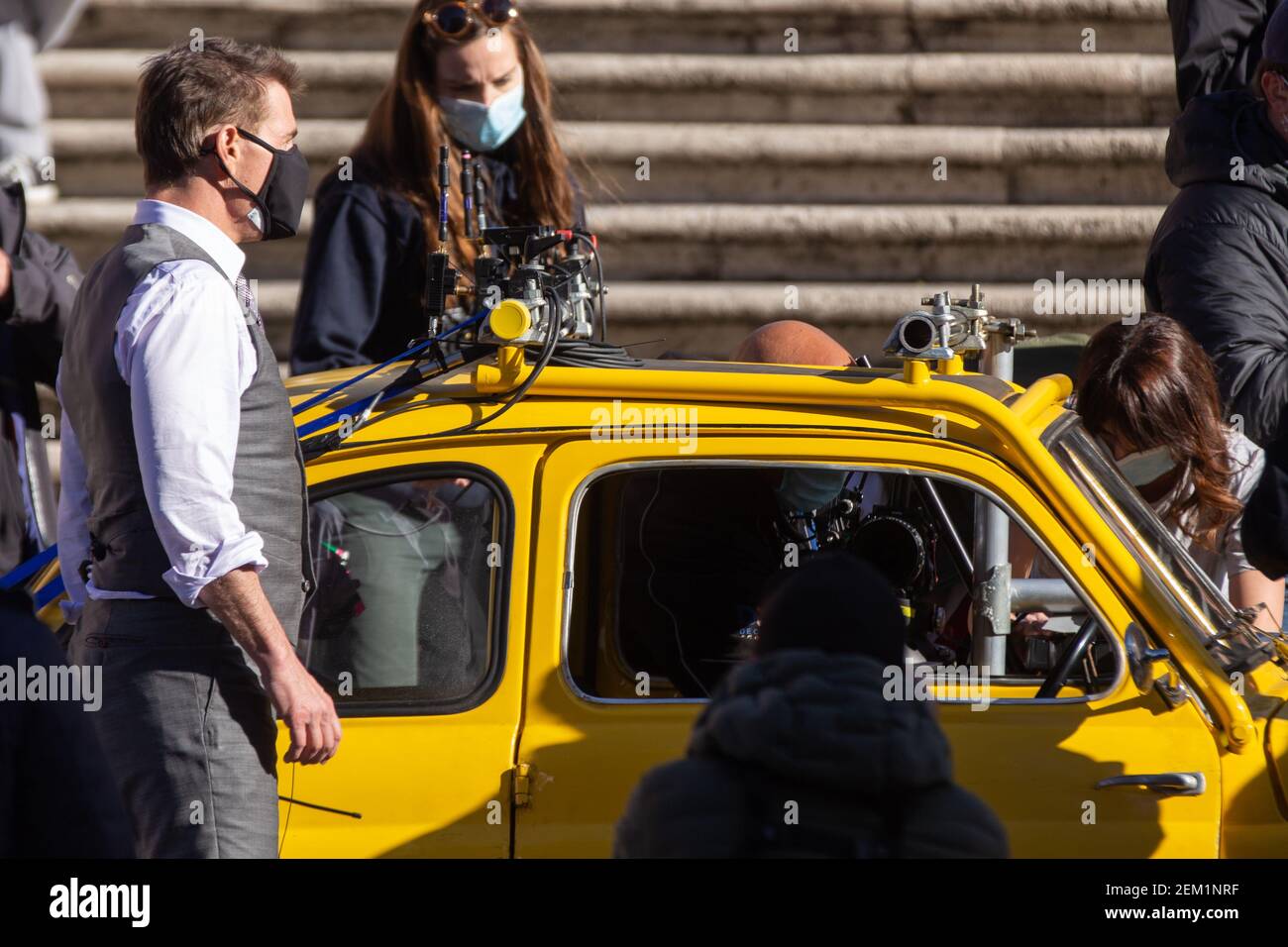 Tom Cruise on the set of Mission Impossible 7 at the Spanish Steps in ...