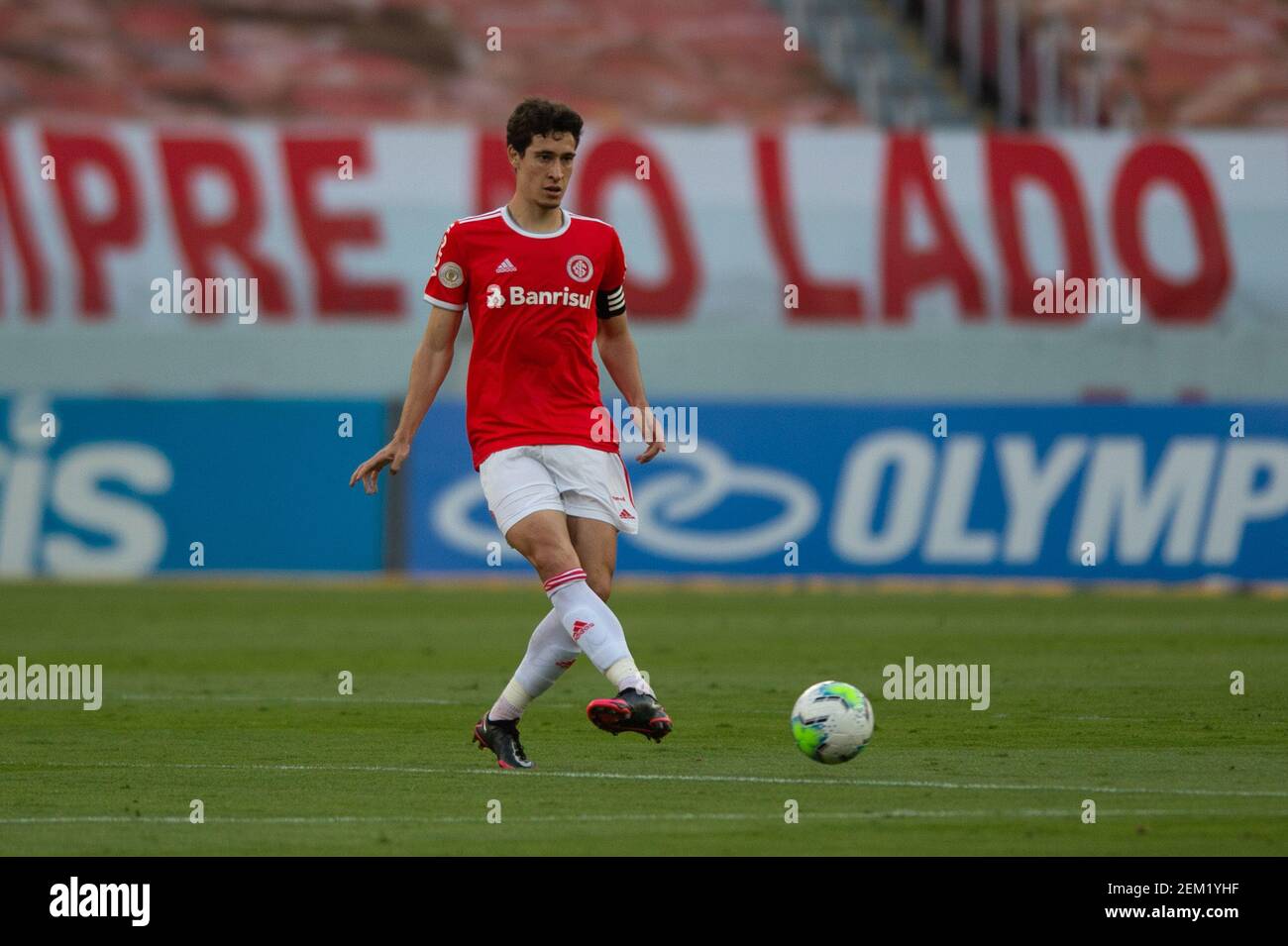 Rodrigo Dourado do Internacional durante a partida entre Internacional ...