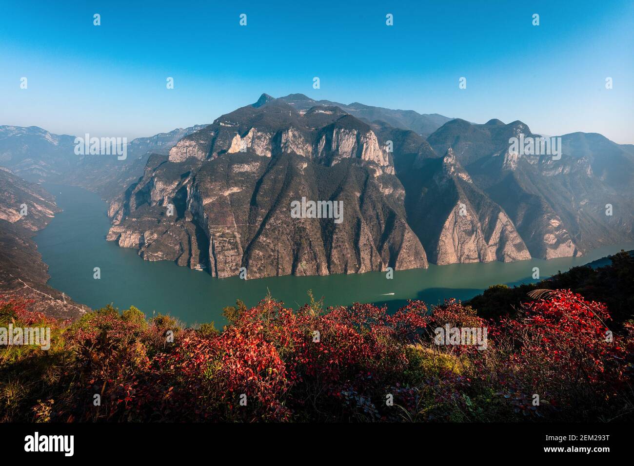 Chongqing, CHINA-On November 26, 2020, in Wushan, Chongqing, you can ...