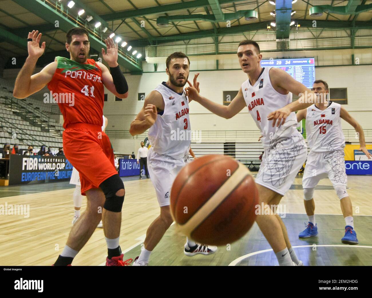 Matosinhos, 11/28/2020 -The Albanian Basketball Team received this ...