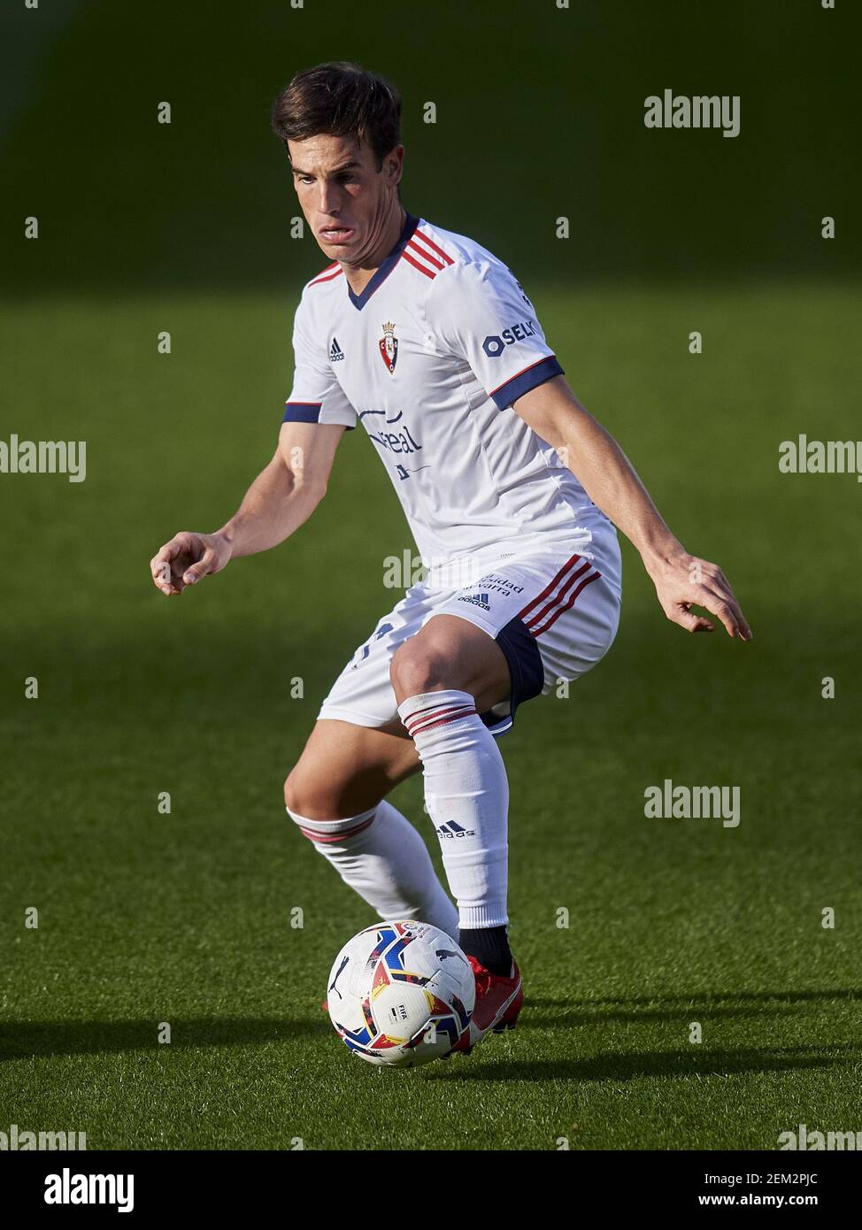 Inigo Perez of CA Osasuna during the La Liga match between FC Barcelona ...
