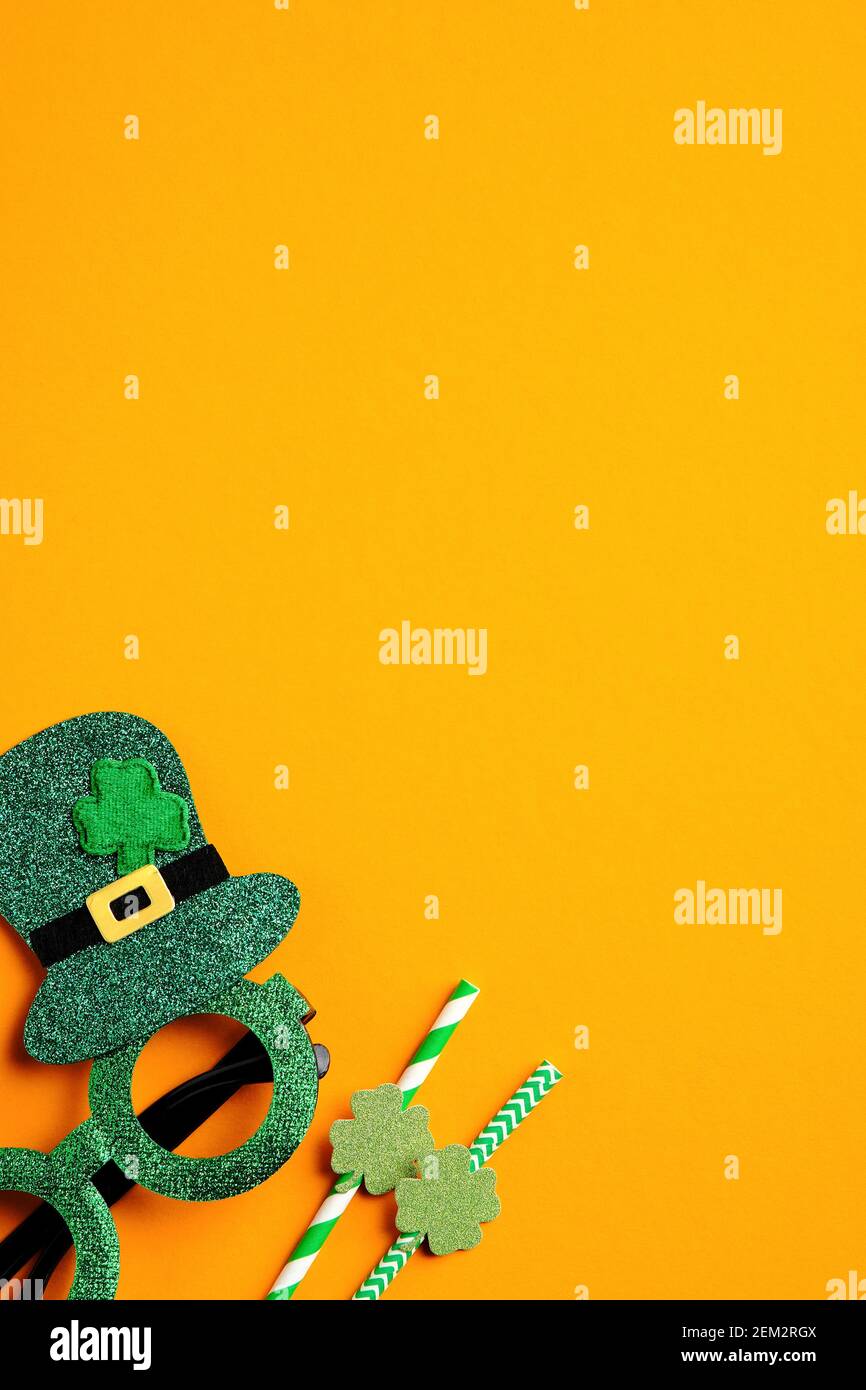 Saint Patrick's Day minimal concept. Festive party glasses and drinking ...