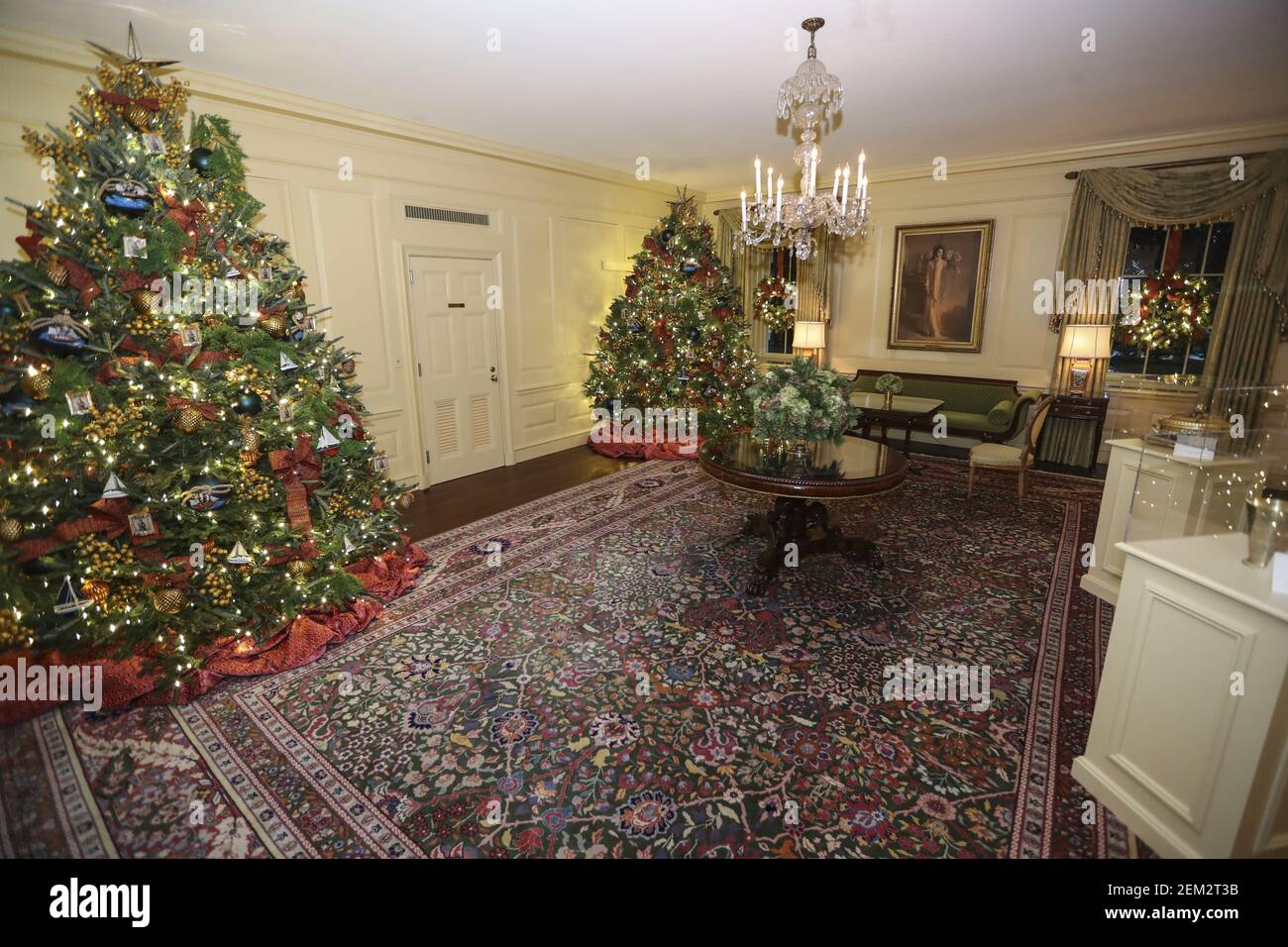 Vermeil room hi-res stock photography and images - Alamy