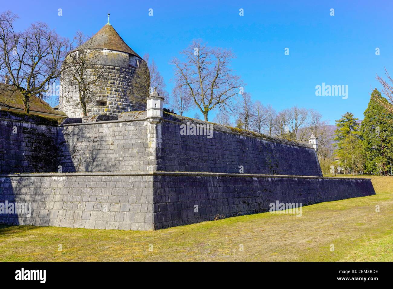 The Riedholz redoubt (Redoute) in Solothurn. From the redoubt visitors ...