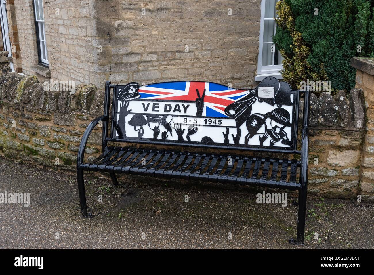 Ve day 1945 uk hi-res stock photography and images - Alamy