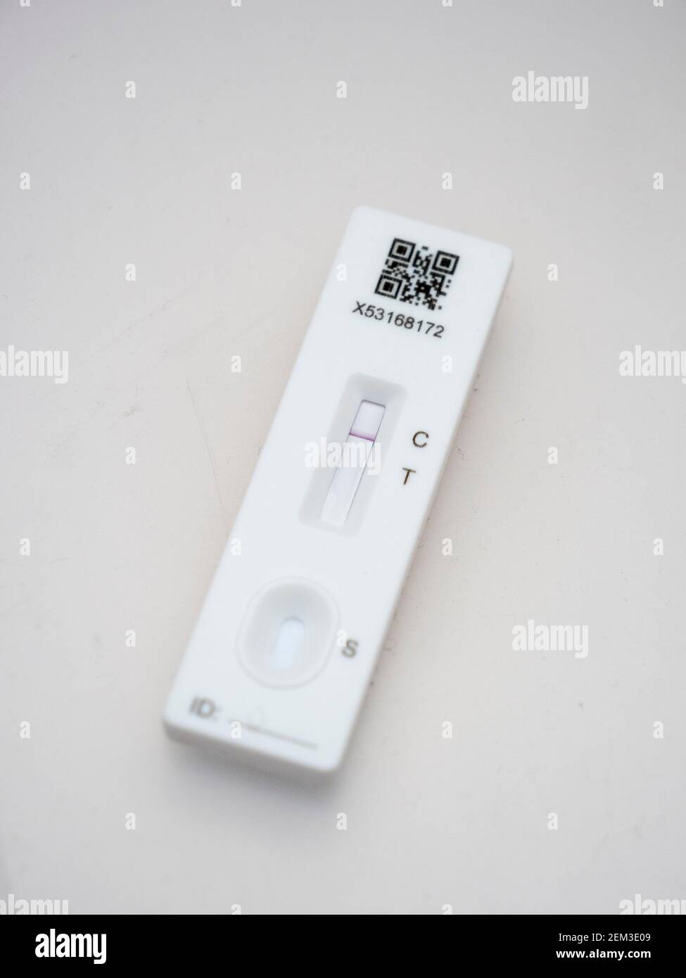 Covid 19 Coronavirus Innova lateral flow quick self test kit Stock ...