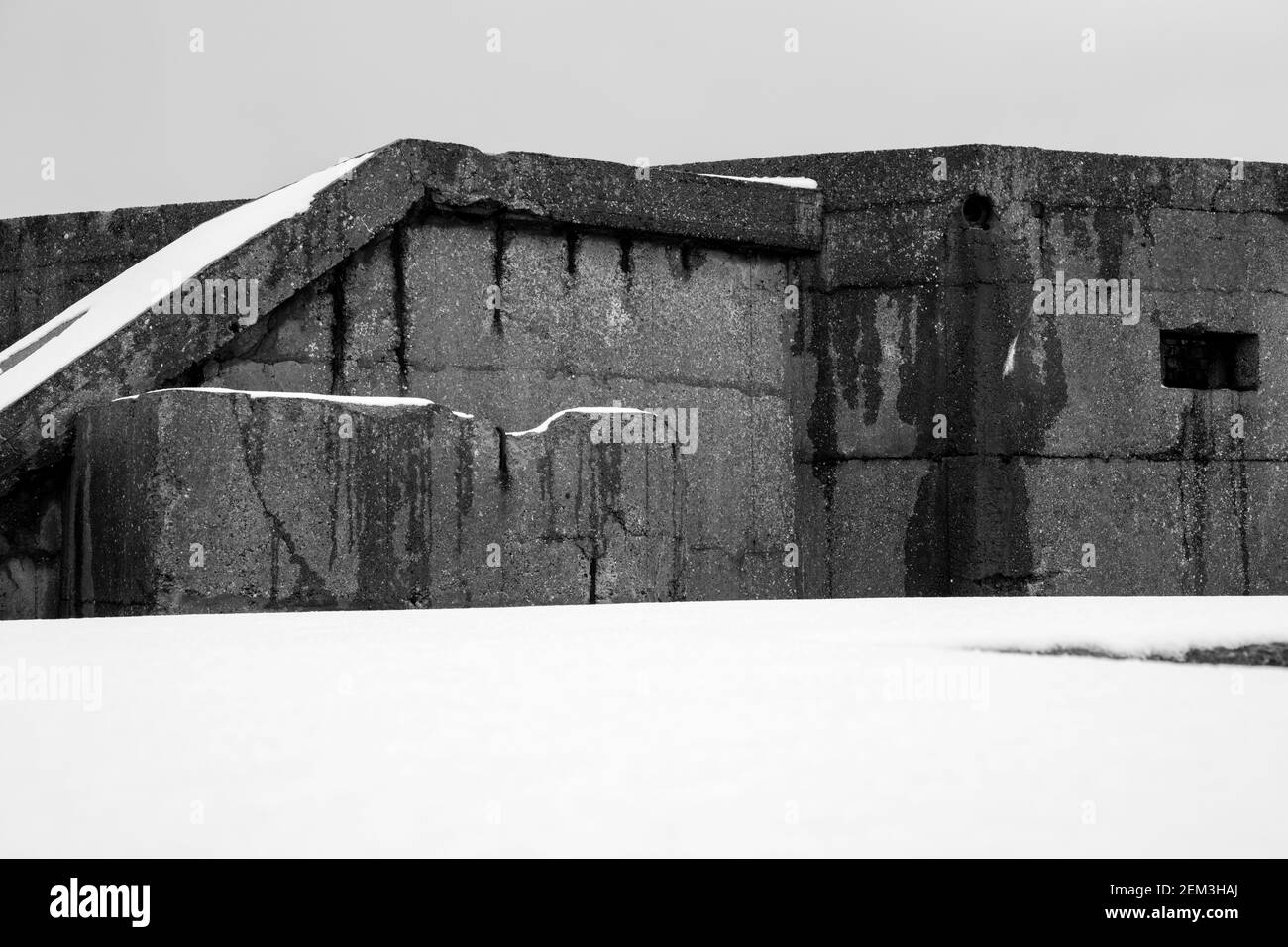 Ww2 war bunker Black and White Stock Photos & Images - Alamy
