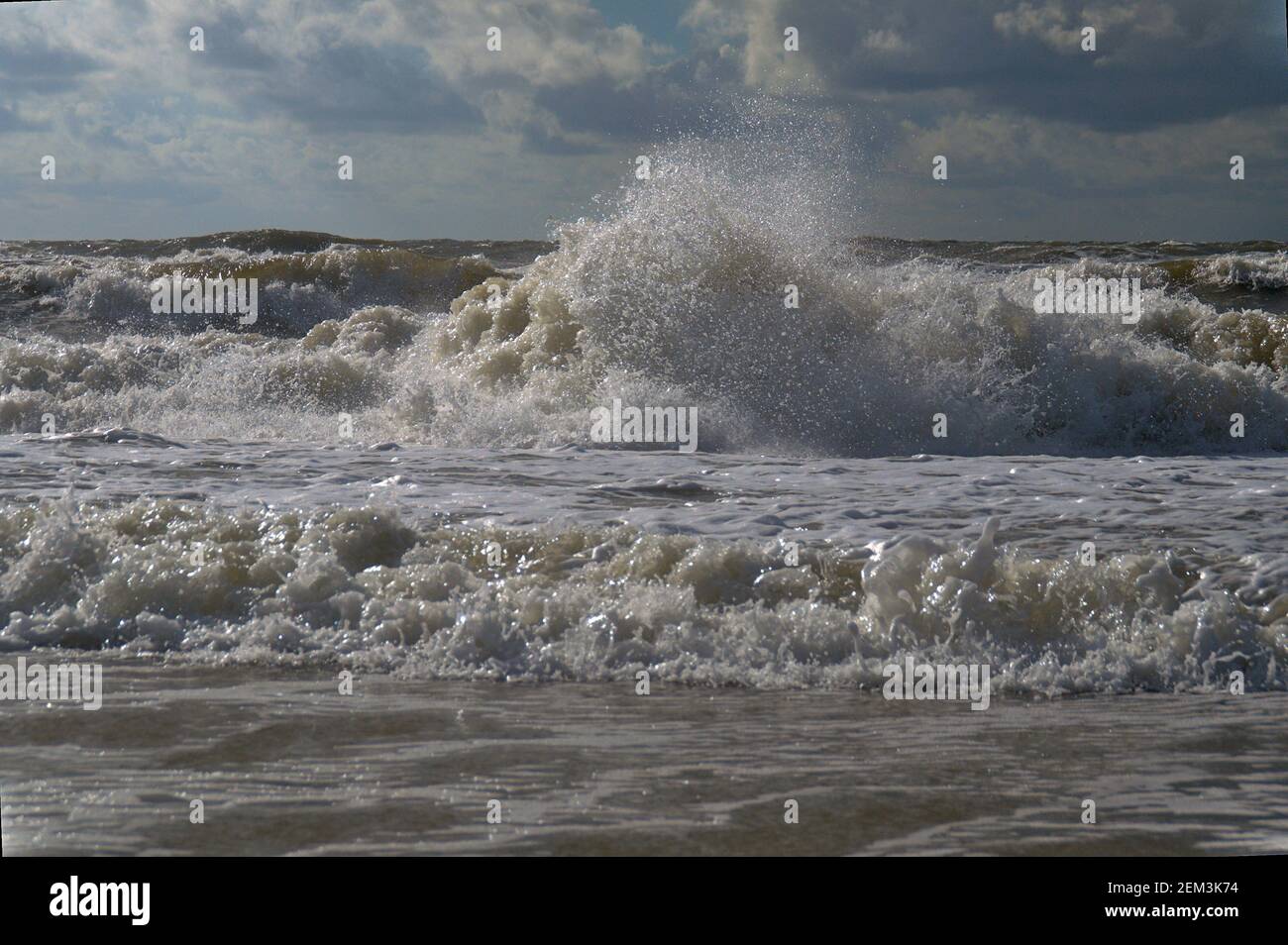 Foaming Beach Waves High Resolution Stock Photography and Images - Alamy