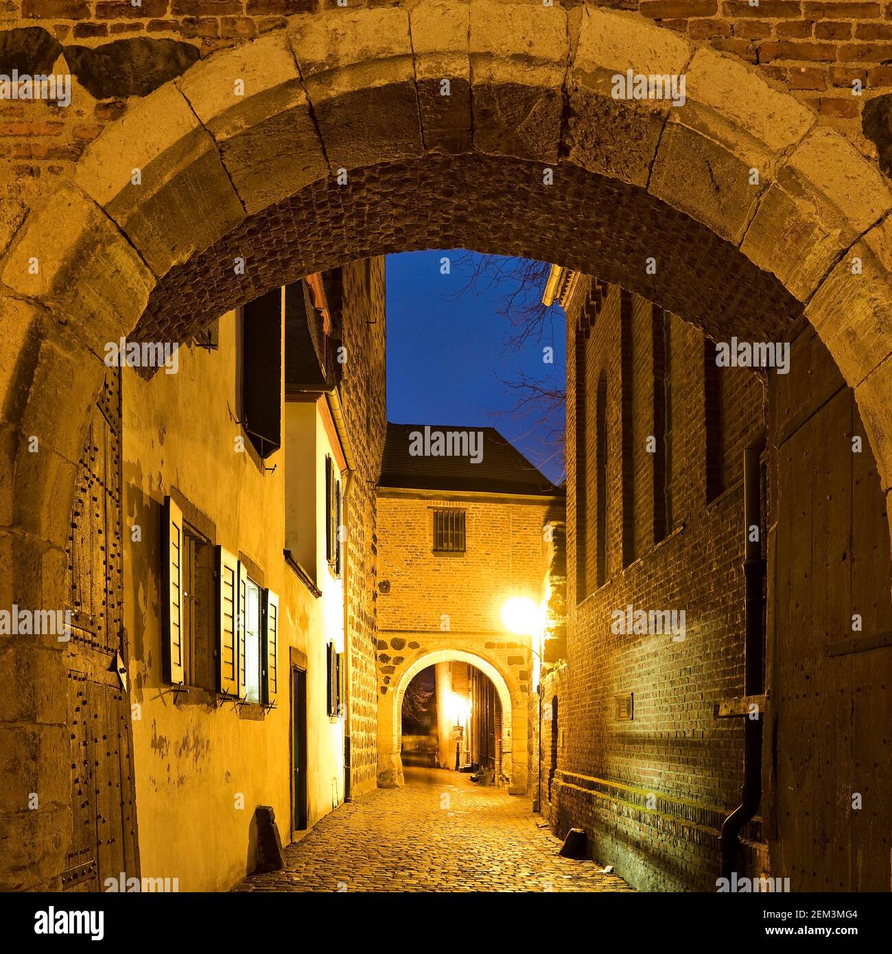 Zons hi-res stock photography and images - Alamy