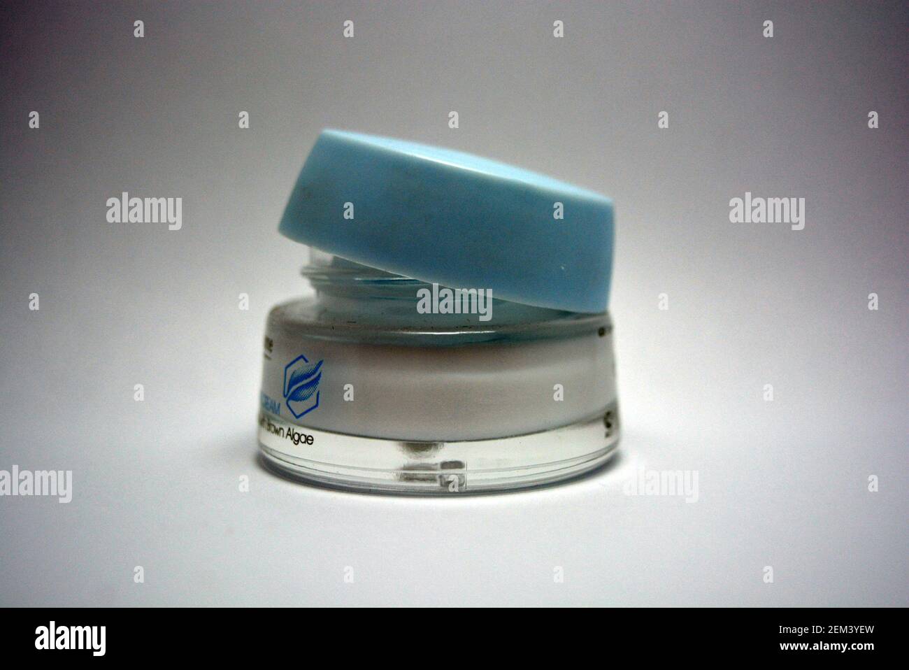 Skin rashes cream hi-res stock photography and images - Alamy