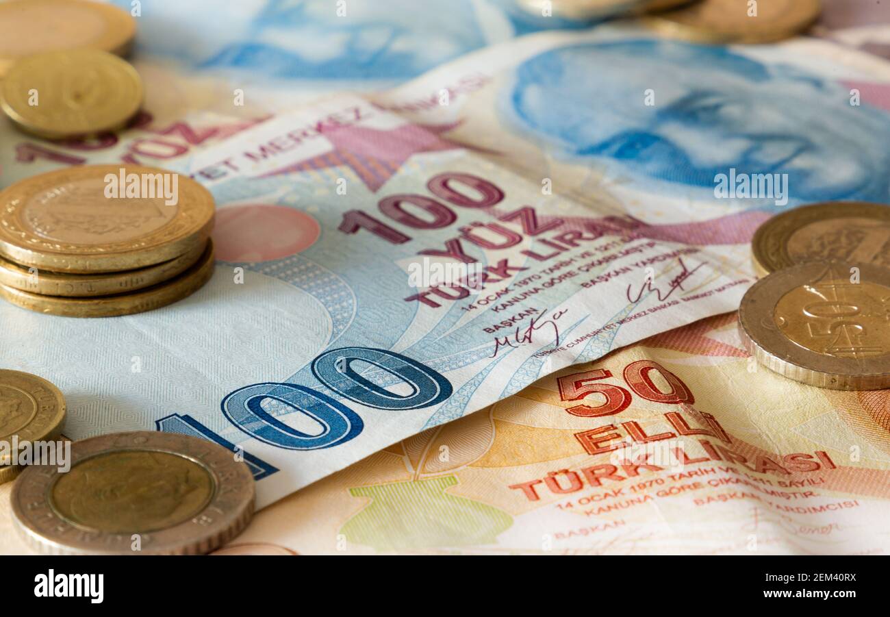 Turkish lira banknotes and coins Stock Photo - Alamy
