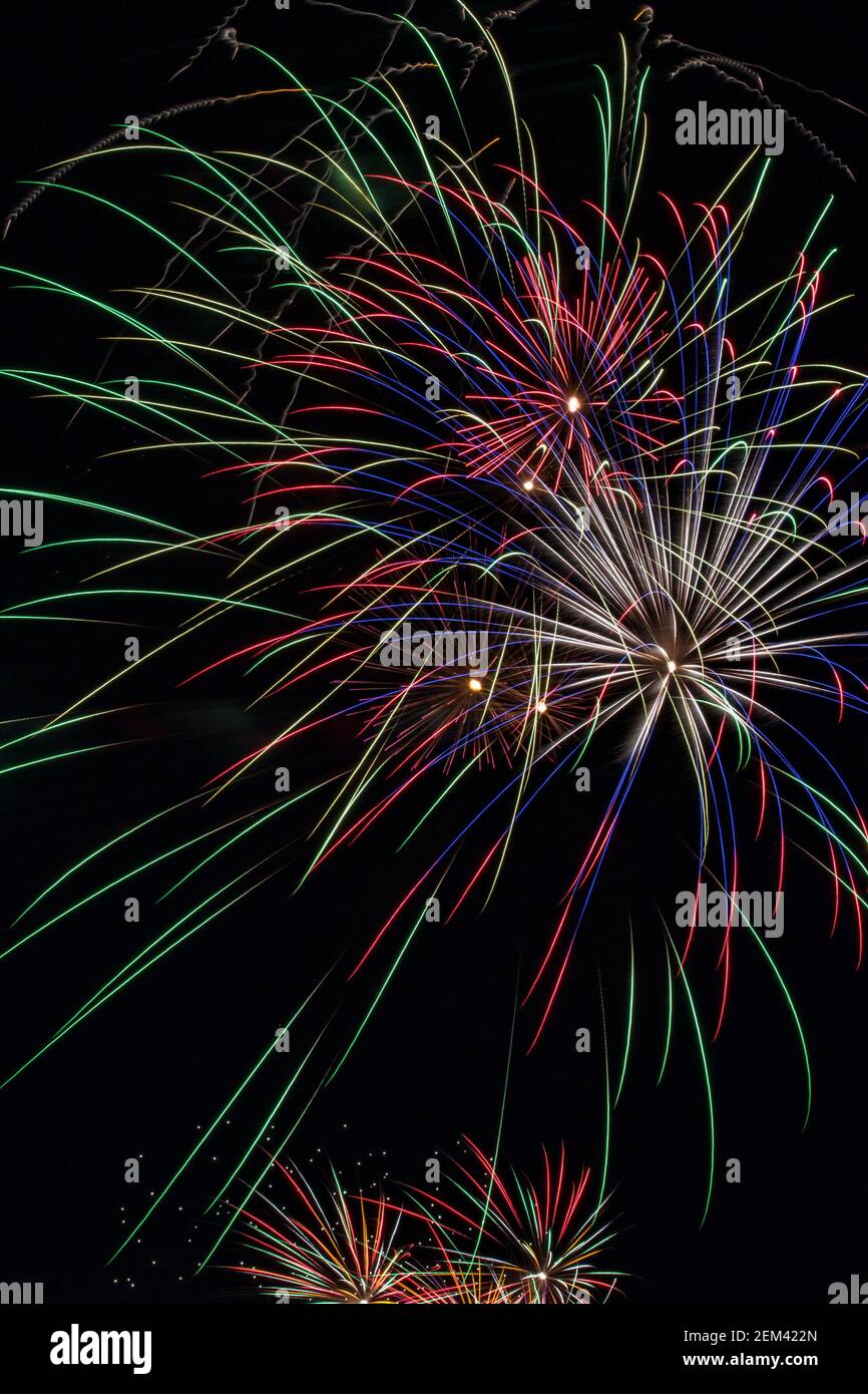 Fireworks holiday firework explosion hi-res stock photography and ...