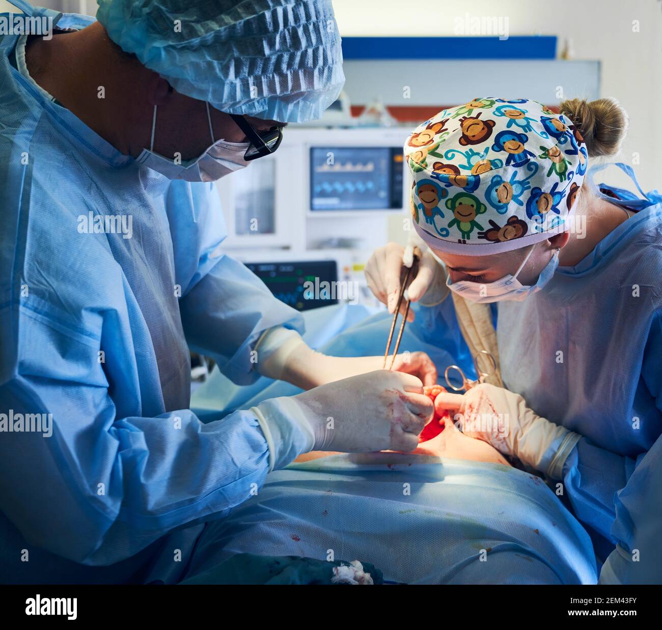 Fat doctors hi-res stock photography and images - Alamy