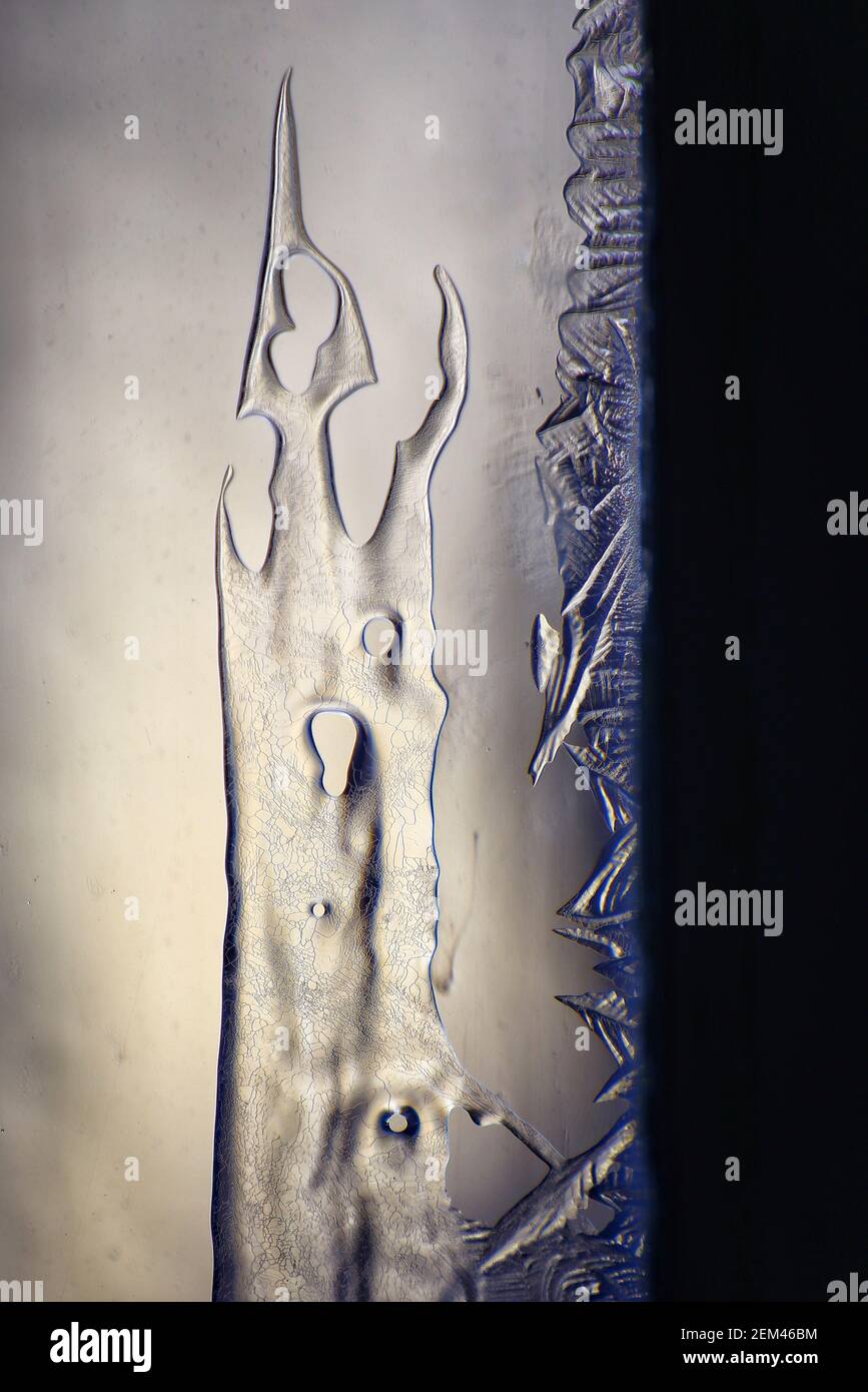 Ice crystal refraction hi-res stock photography and images - Alamy
