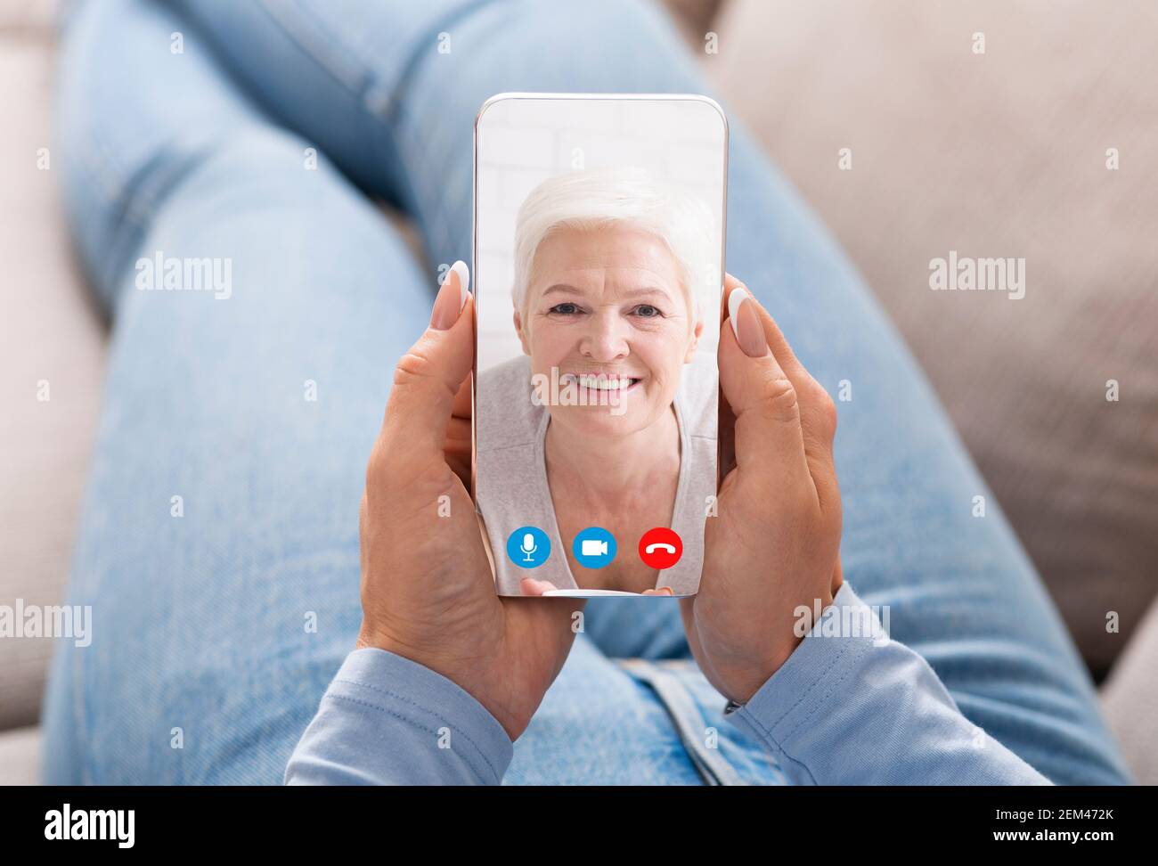 Mom Calling Phone Screen High Resolution Stock Photography and Images ...