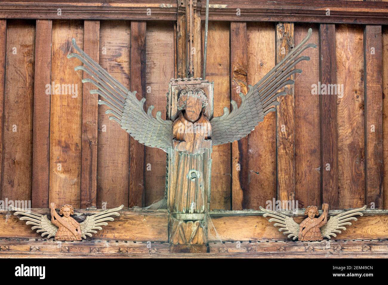 Medieval carved angels hi-res stock photography and images - Alamy