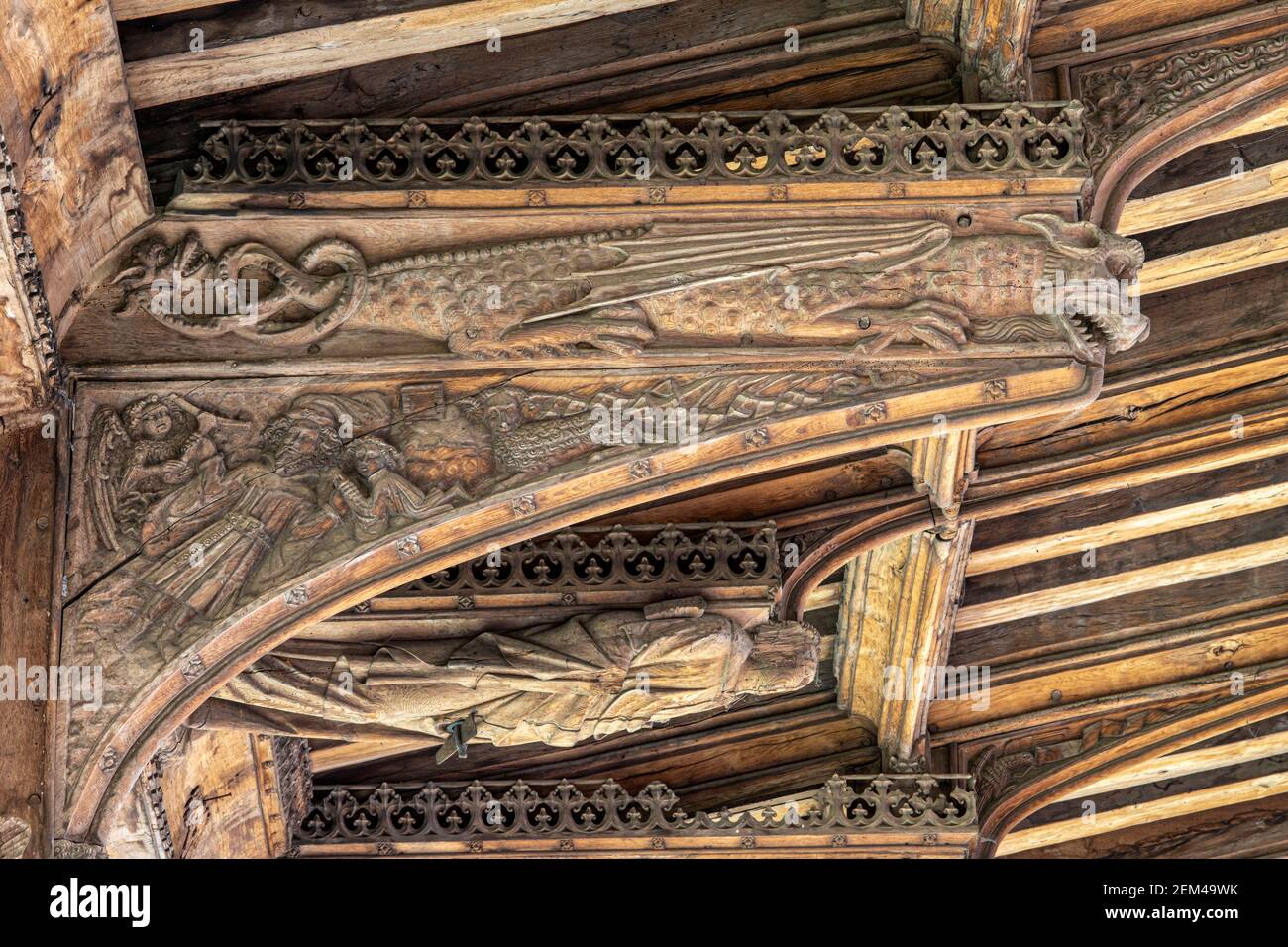 Medieval roof truss hi-res stock photography and images - Alamy
