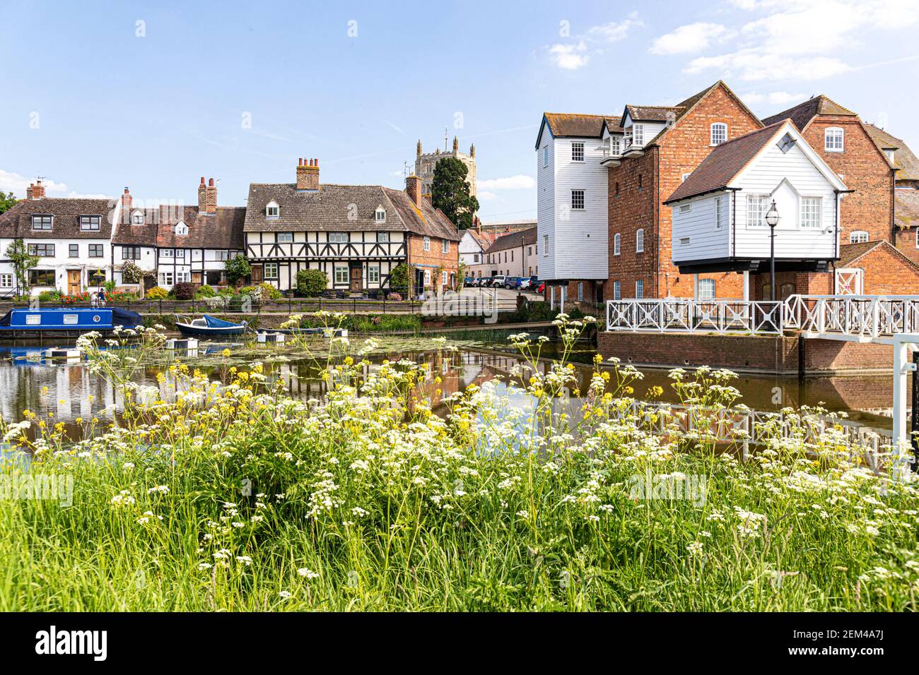 English mill town hi-res stock photography and images - Alamy