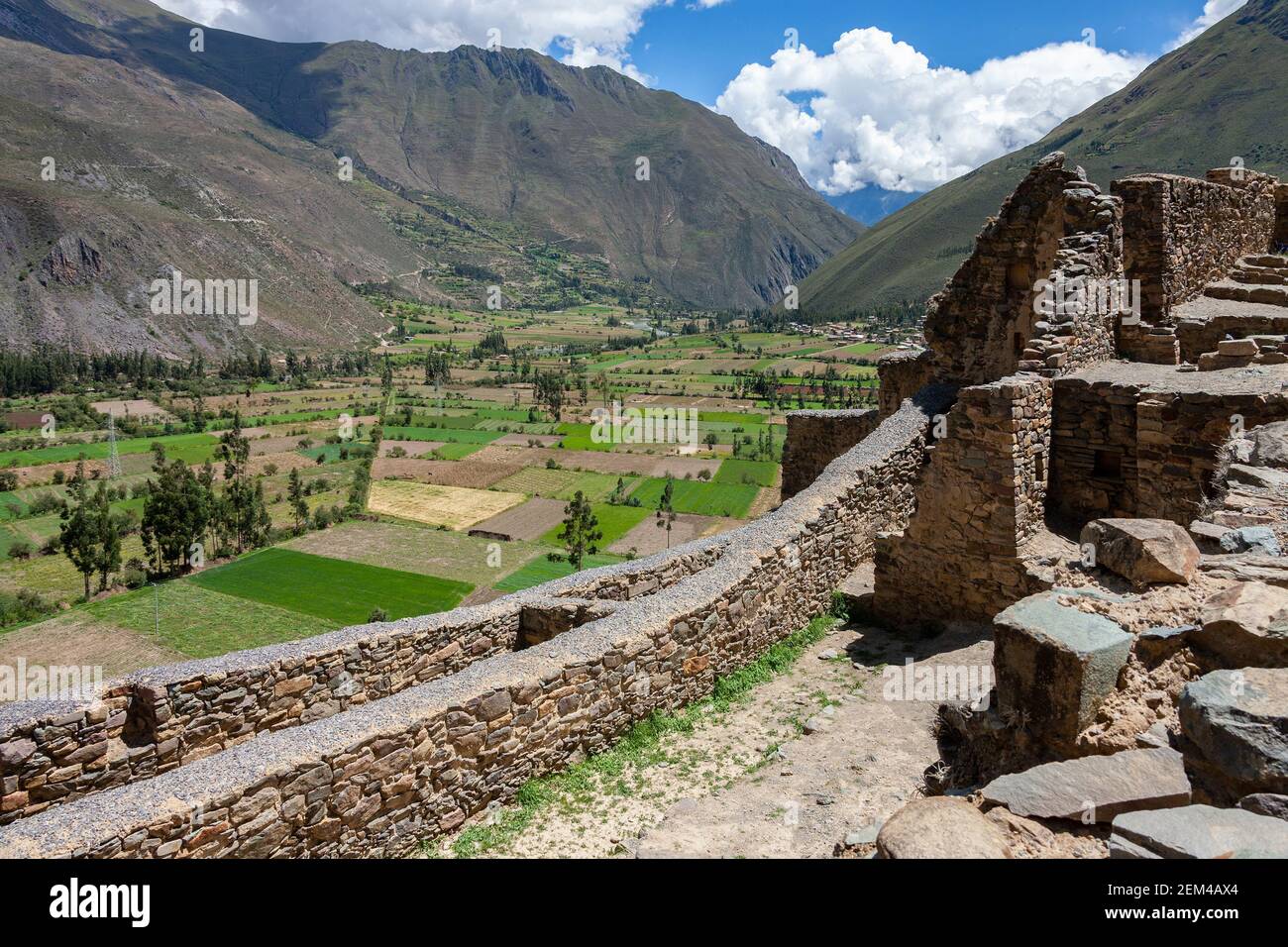 Ollantaytambo and the Sacred Valley of the Incas, Urubamba Province in ...