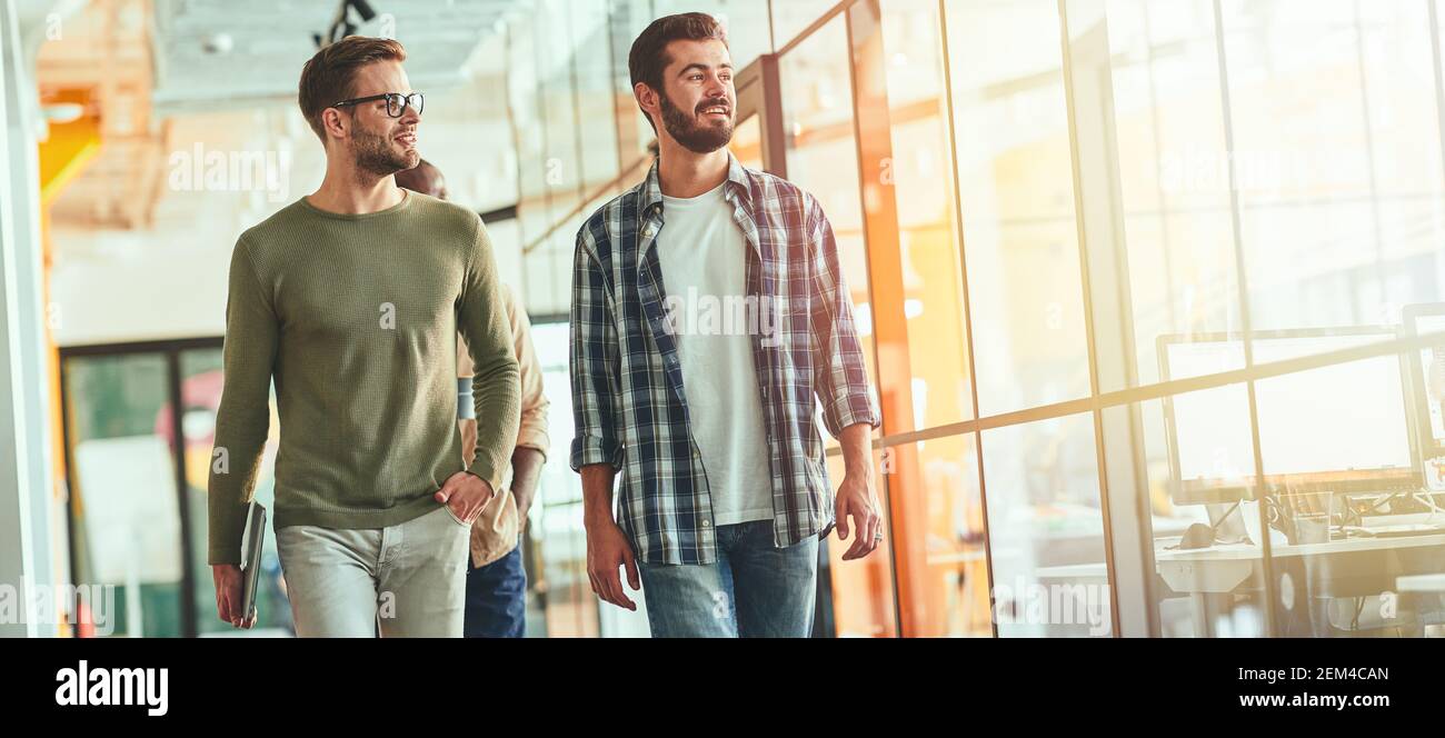 Two headed man hi-res stock photography and images - Alamy