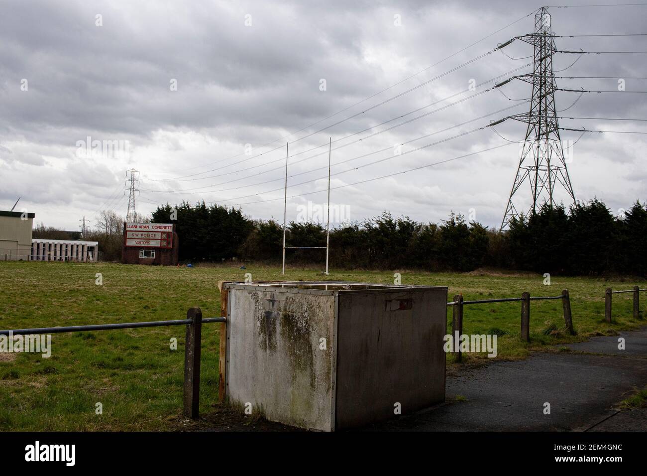 South wales police rfc waterton cross hi-res stock photography and ...