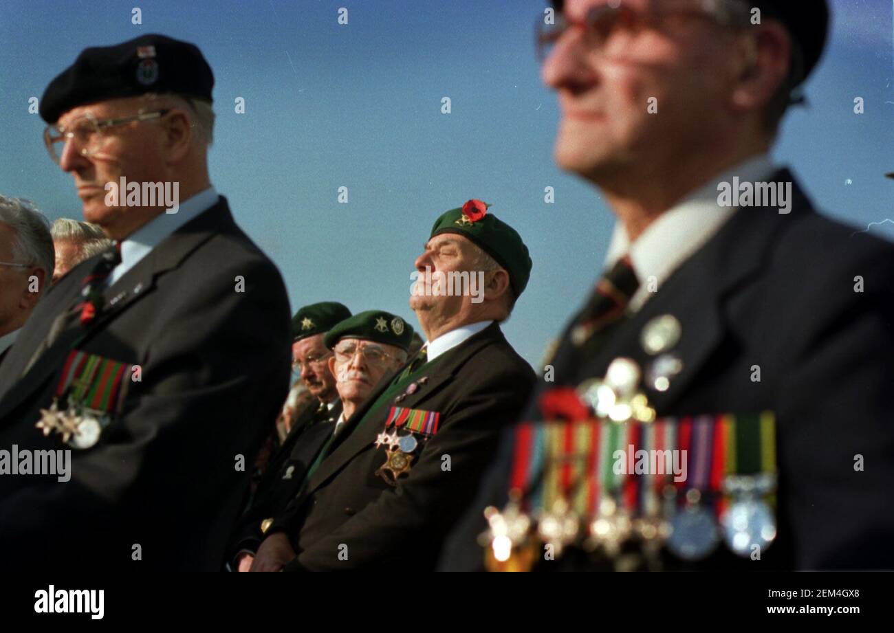 World War Two Veterans at memorial Remembrance Day 1997World World Two ...