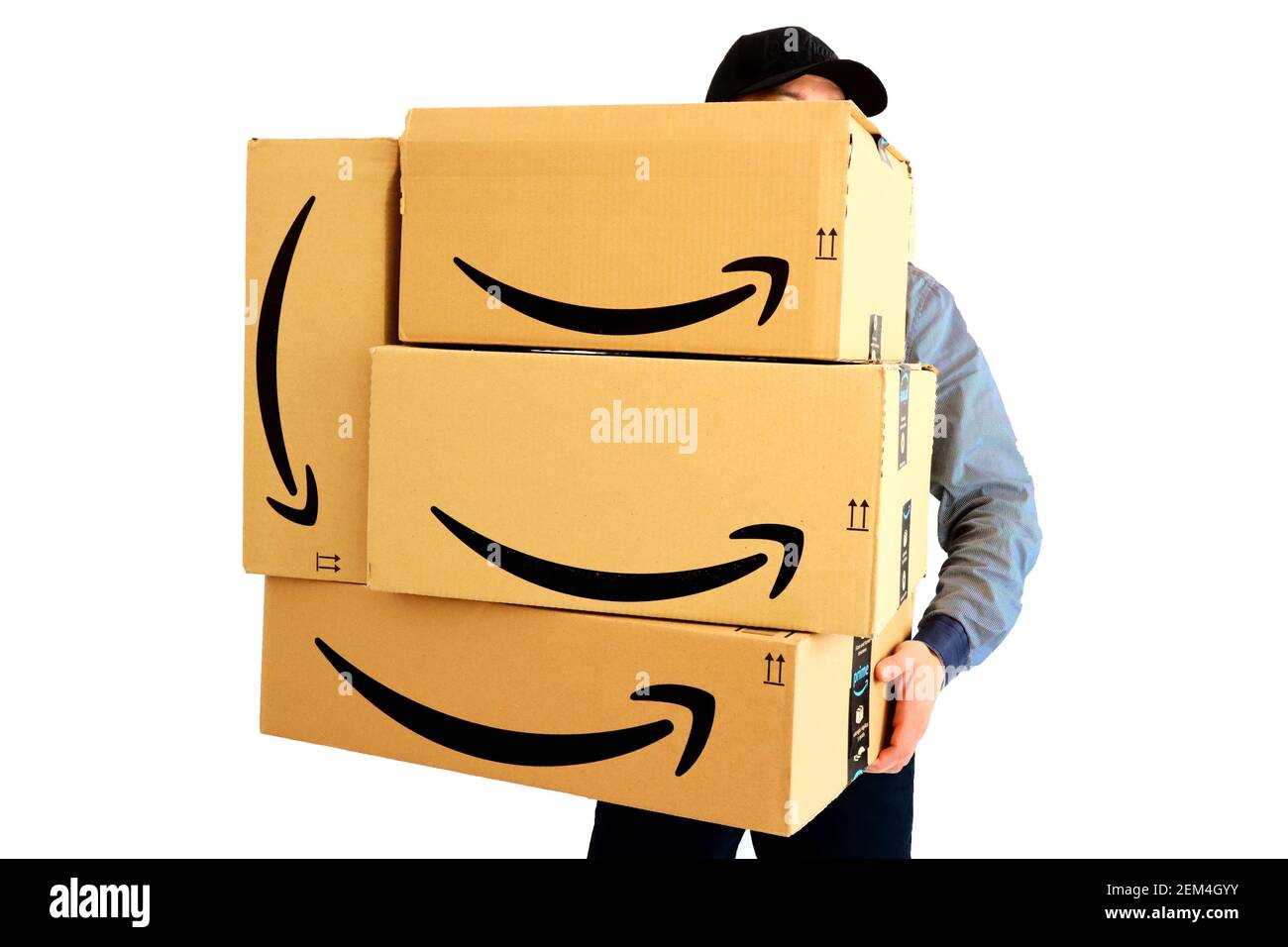 Stack of amazon shipping boxes hi-res stock photography and images - Alamy